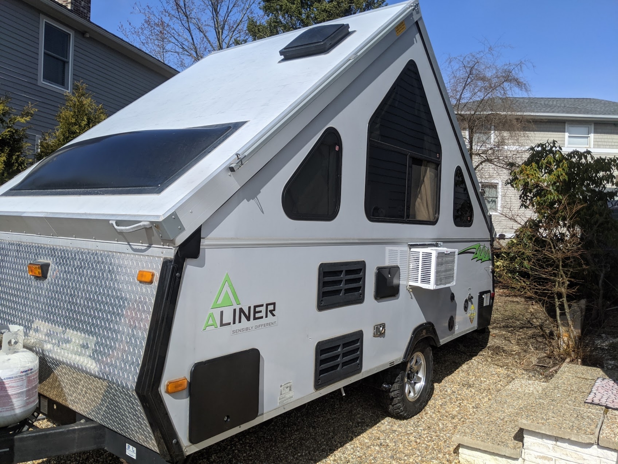 Used 2015 Aliner Expedition Rear Sofa in Fort Lee, NJ - 5032781133 - RV ...