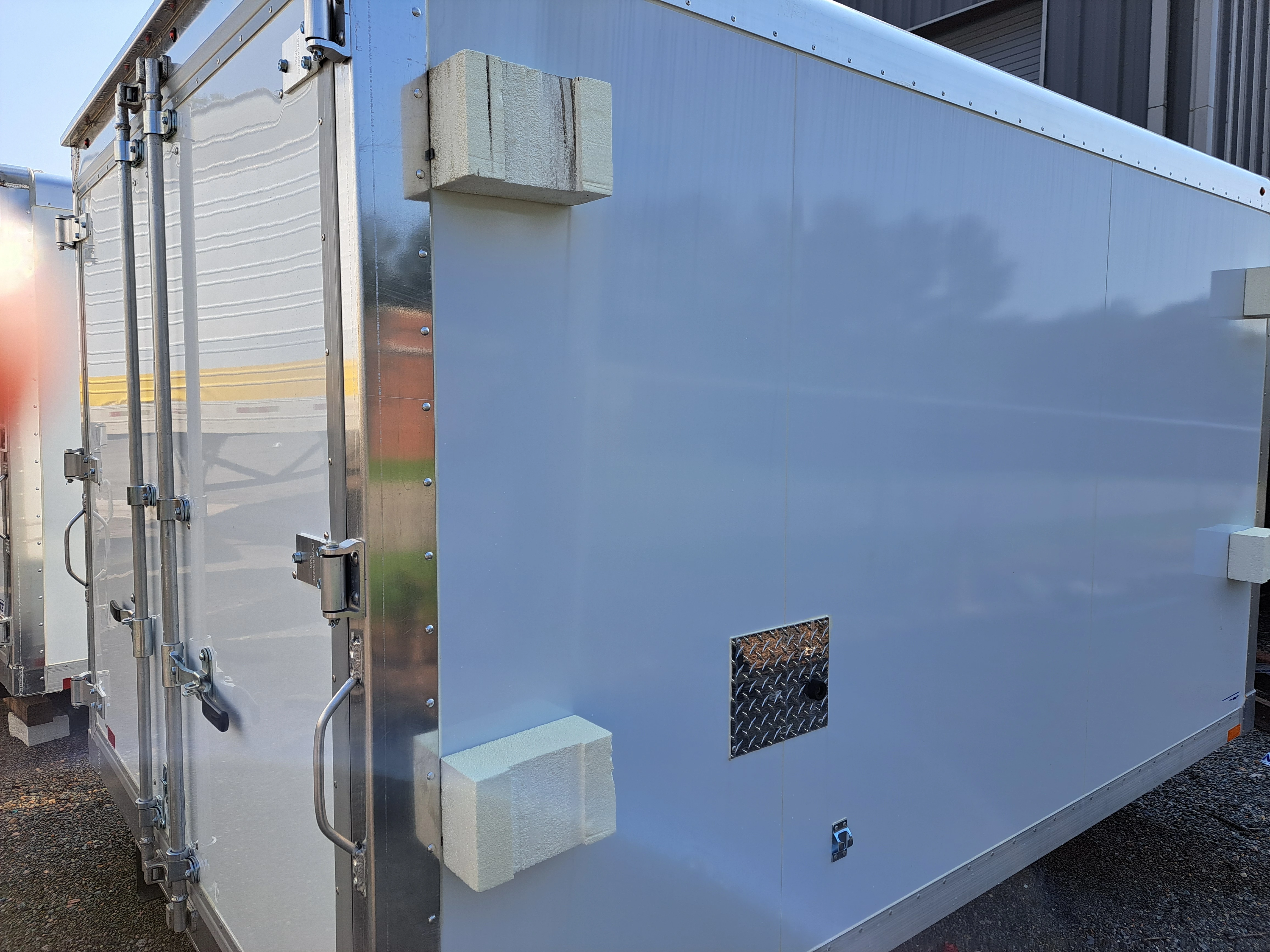 Reefer/refrigerated Body For Sale - Commercial Truck Trader