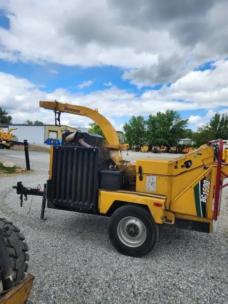 Vermeer BC1500 Chipper For Sale - Vermeer BC1500 Chipper - Equipment Trader