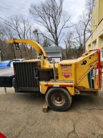 Vermeer BC1500 Chipper For Sale - Vermeer BC1500 Chipper - Equipment Trader