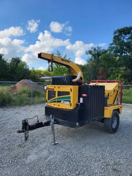Vermeer BC1500 Chipper For Sale - Vermeer BC1500 Chipper - Equipment Trader