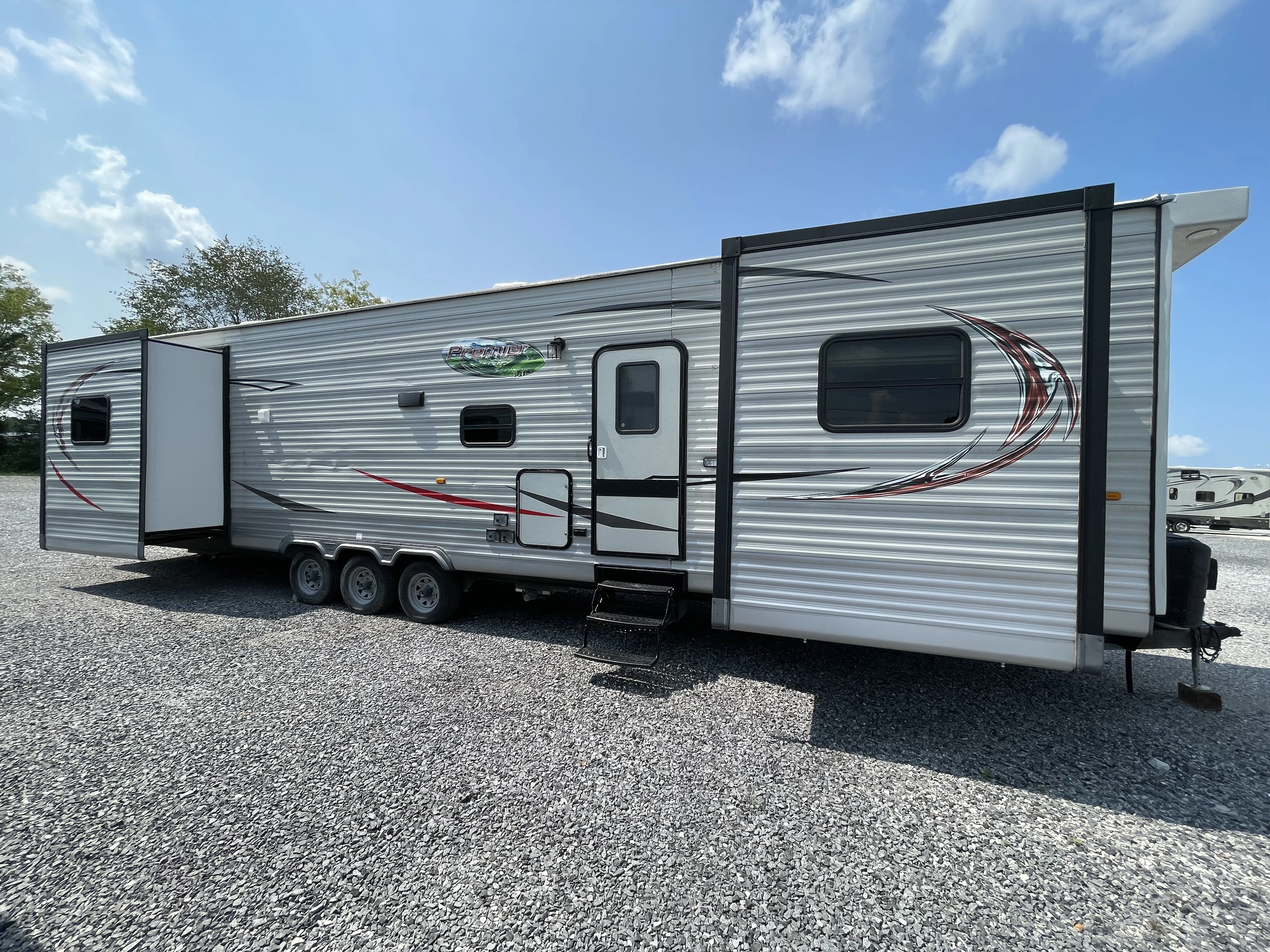 Hy-Line For Sale - Hy-Line Park Model RVs - Park Models - RV Trader