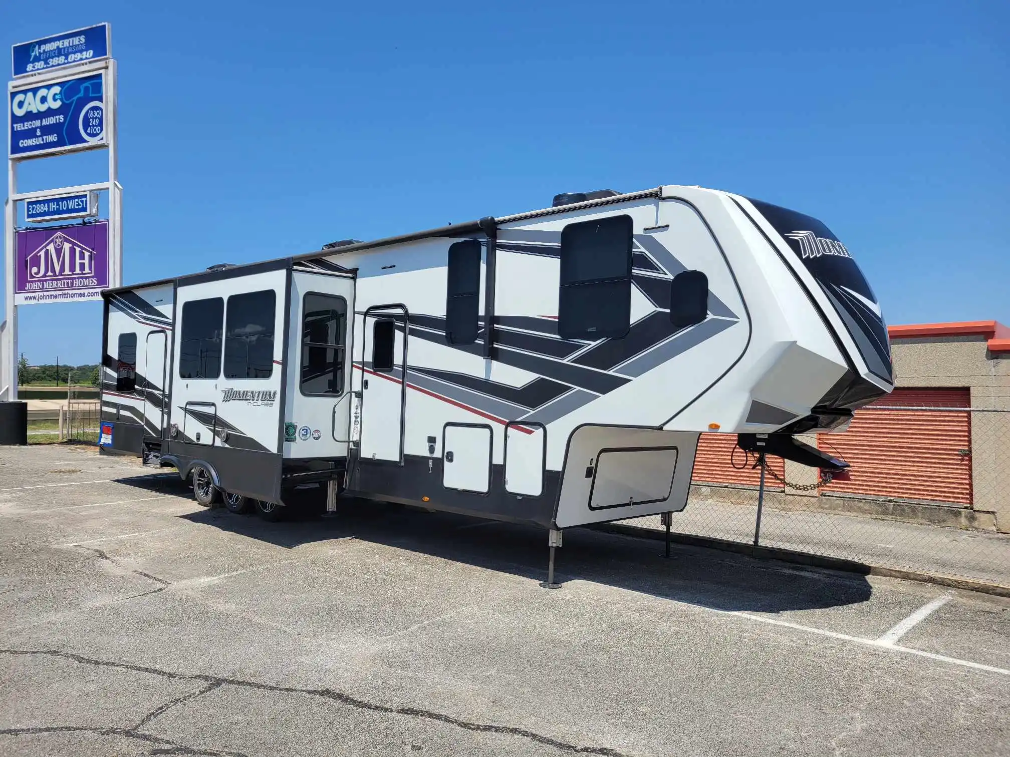 Grand Design Momentum M-Class 381MS RVs For Sale - RV Trader