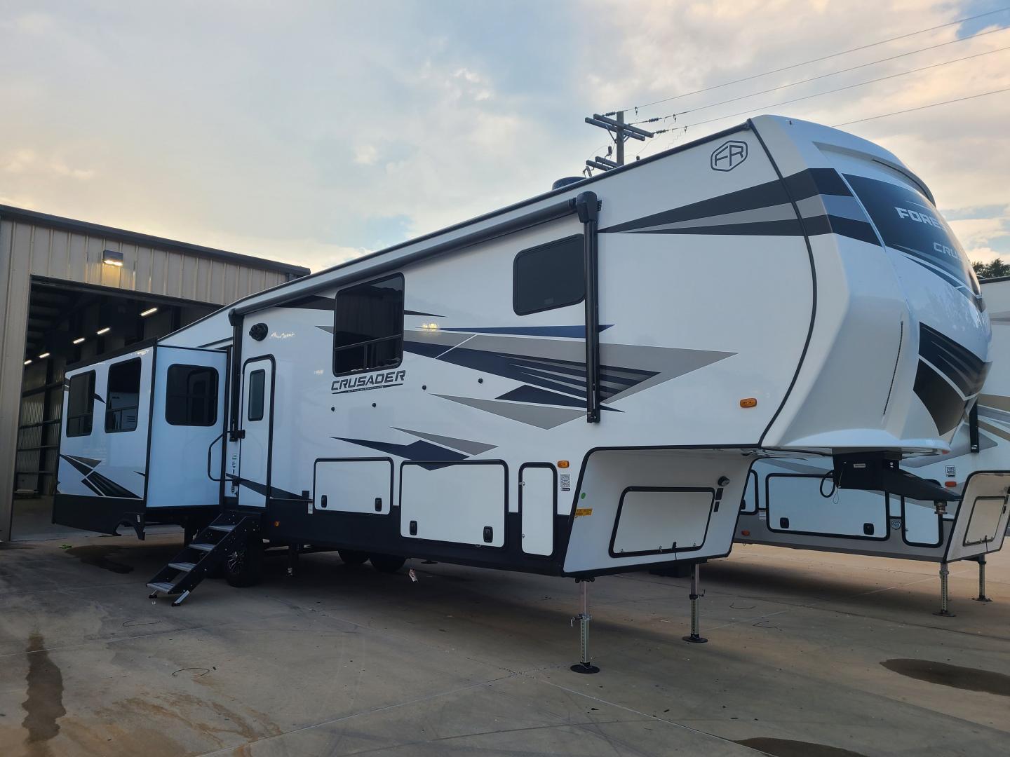 Prime Time Crusader RVs For Sale near New Market, AL - RV Trader