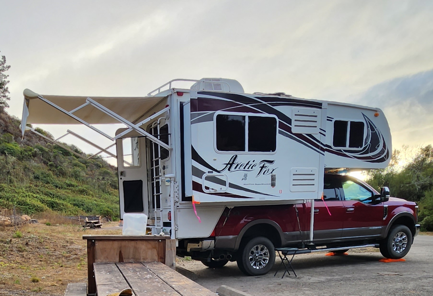 Used 2018 Northwood Mfg Arctic Fox Truck Camper 811 in Squaw Valley, CA ...