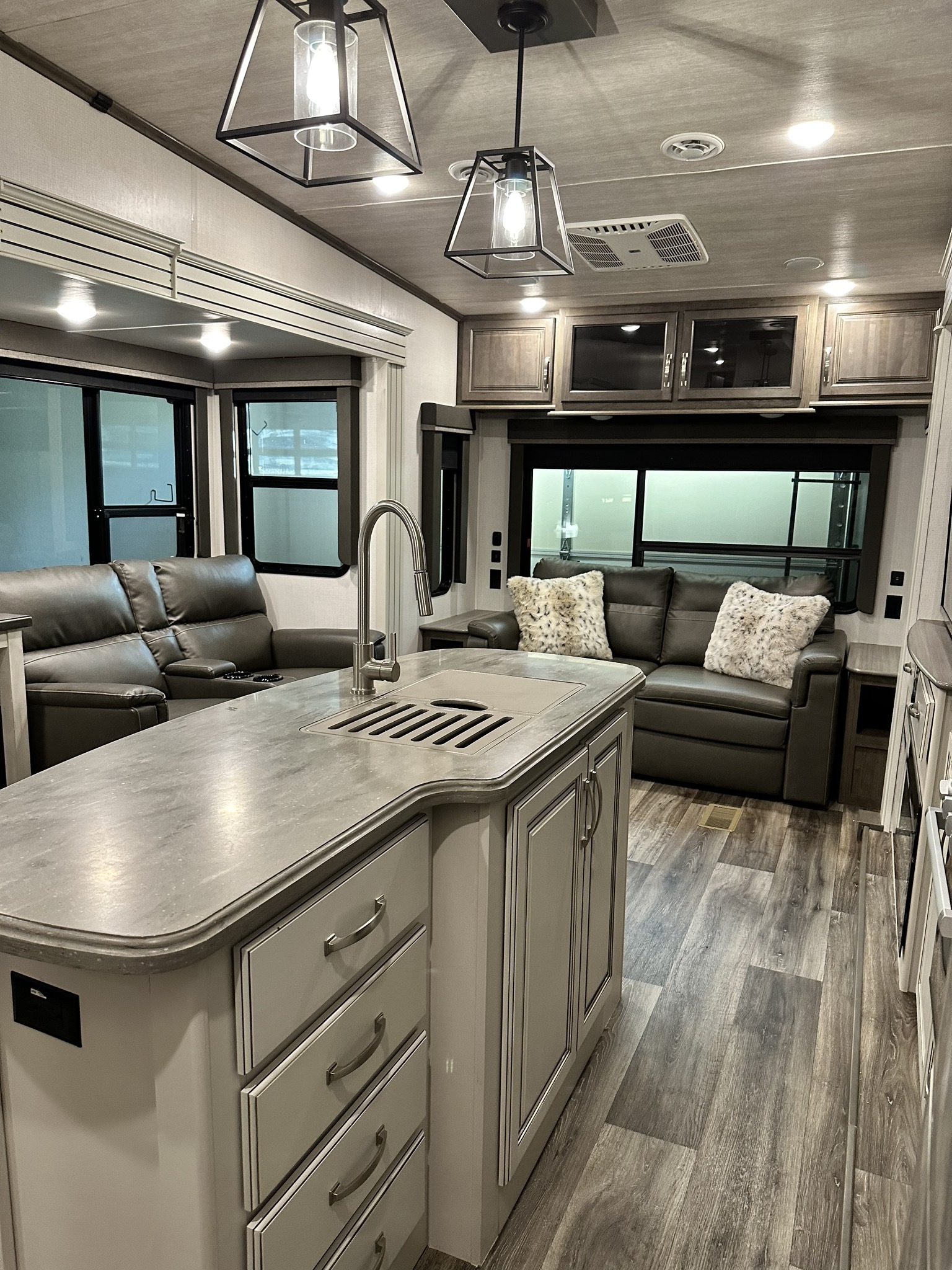 316RLS Cougar For Sale - Keystone Fifth Wheel RVs - Fifth Wheels - RV ...