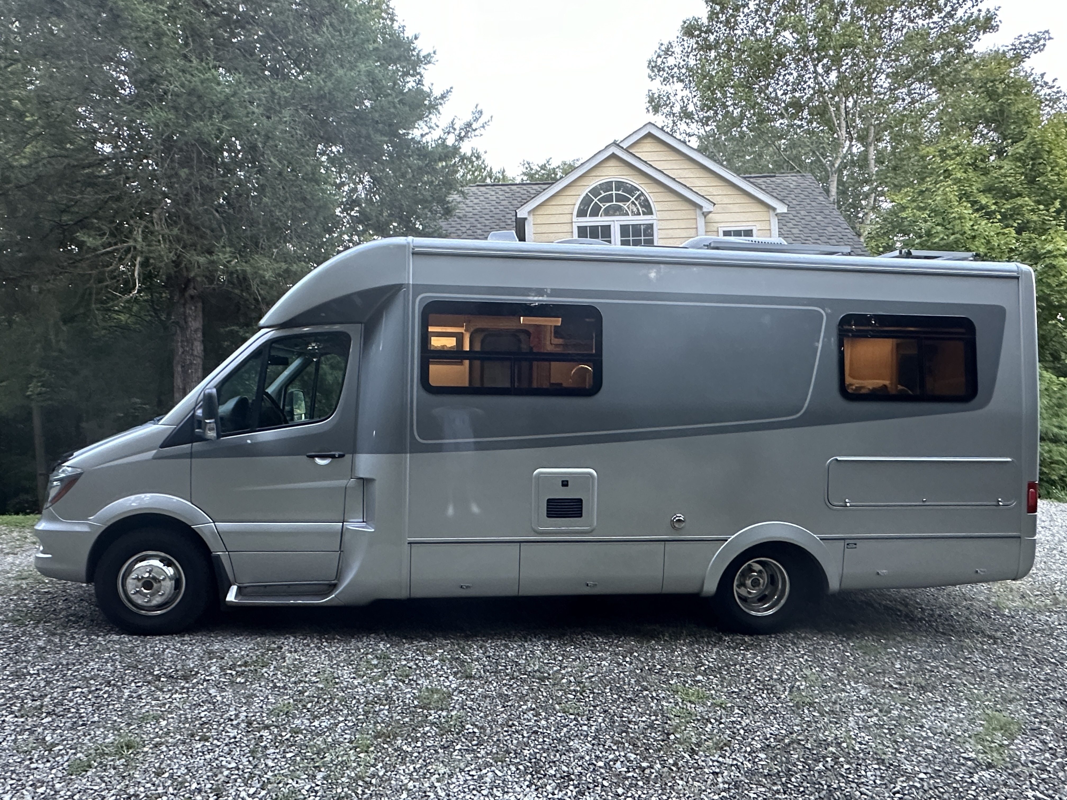 Unity For Sale - Leisure Travel RVs - RV Trader