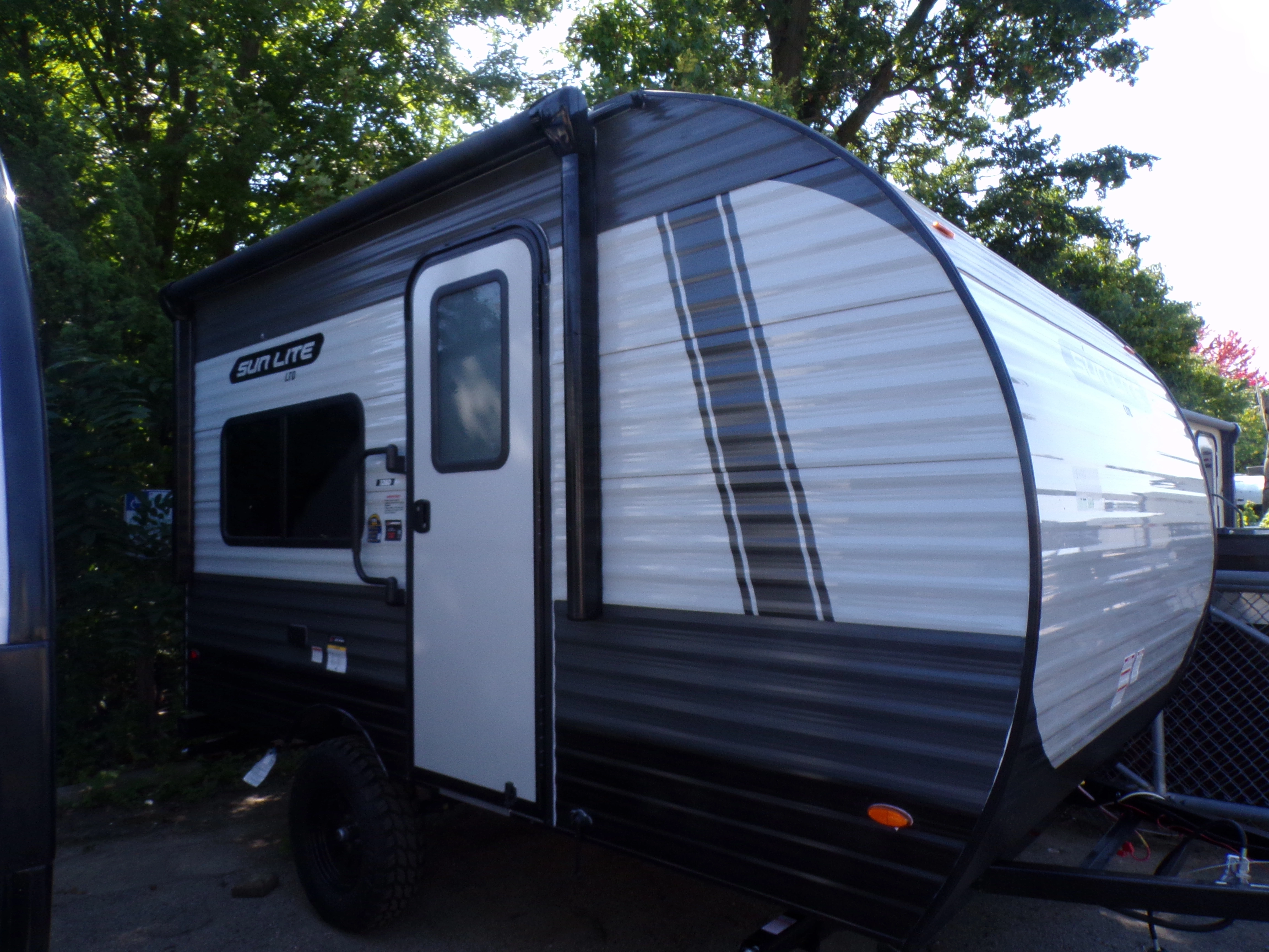 2025 Sunset Park RV Sunlite Ltd 13BD RVs For Sale - RV Trader