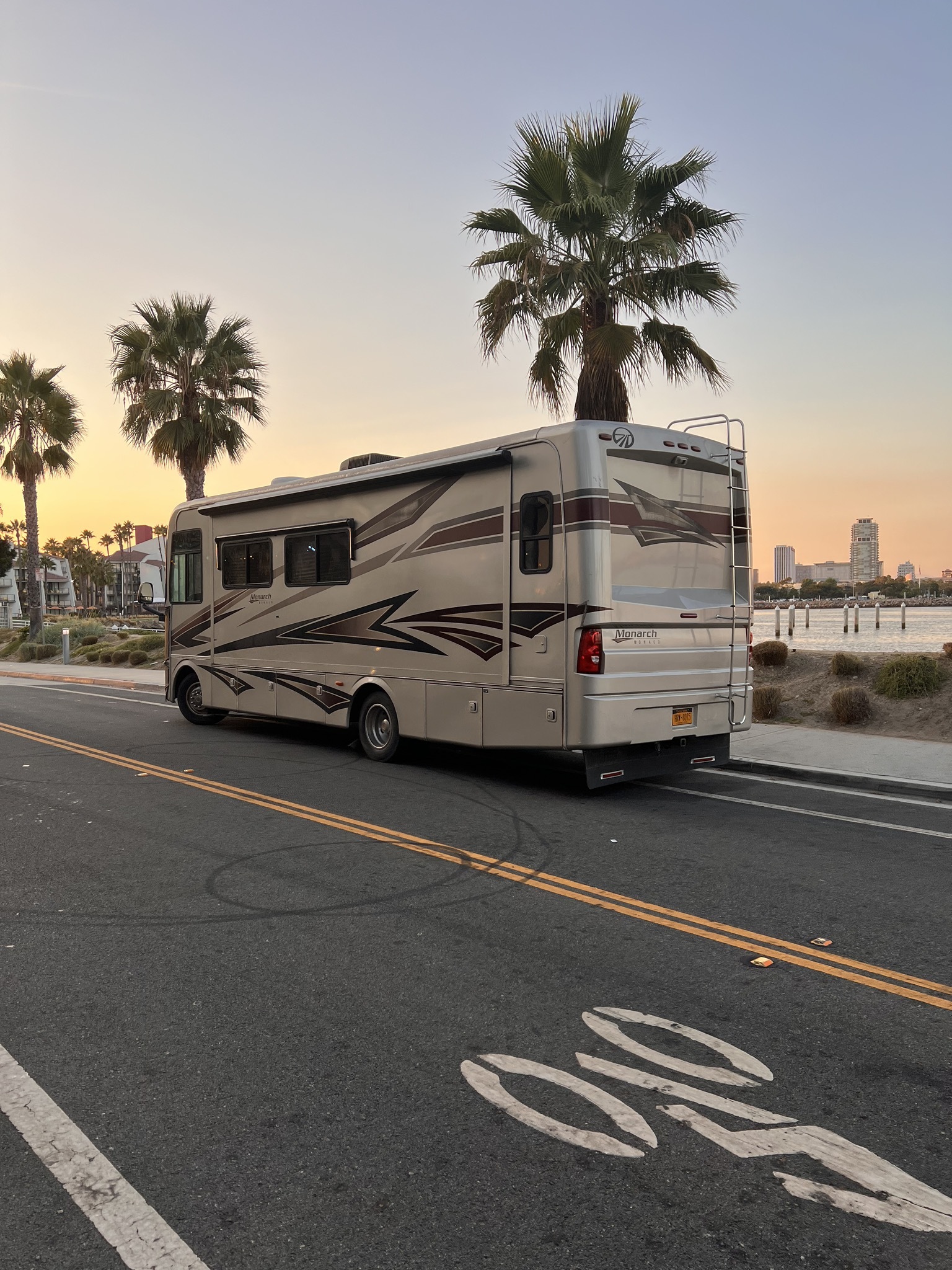 Used 2008 Monaco Monarch in Los Angeles, CA - 5033122479 - RV Trader