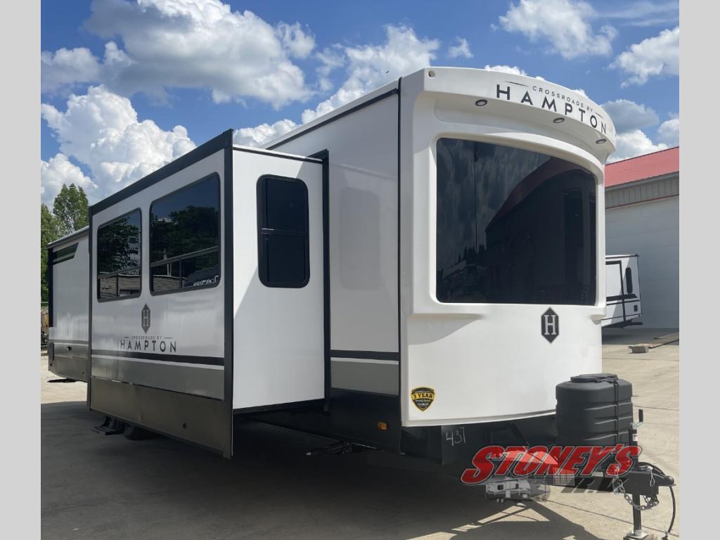 2025 Crossroads Hampton 372FDB RVs For Sale - RV Trader