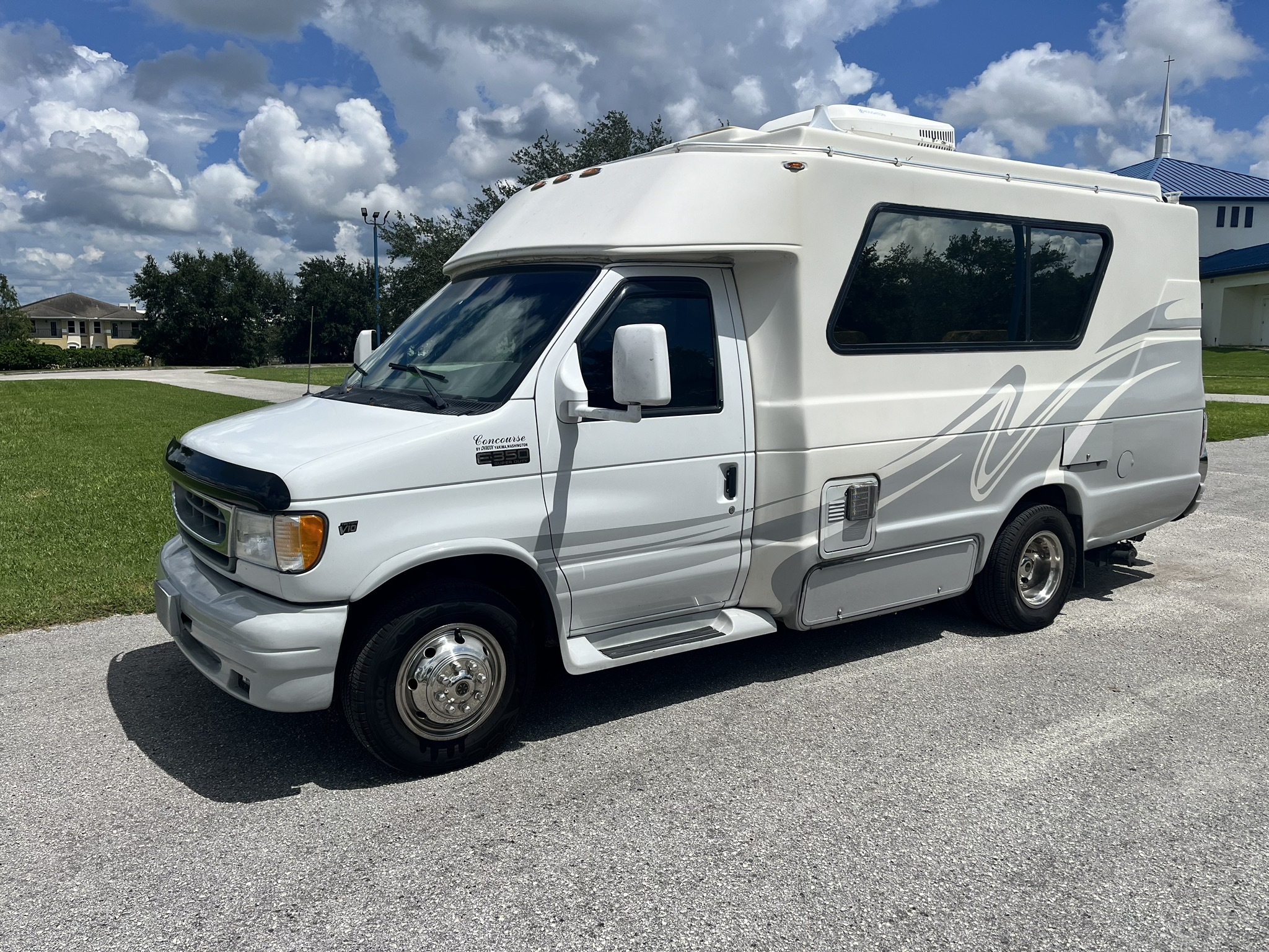 Used 2002 Chinook Concourse in Zephyrhills, FL - 5033224976 - RV Trader