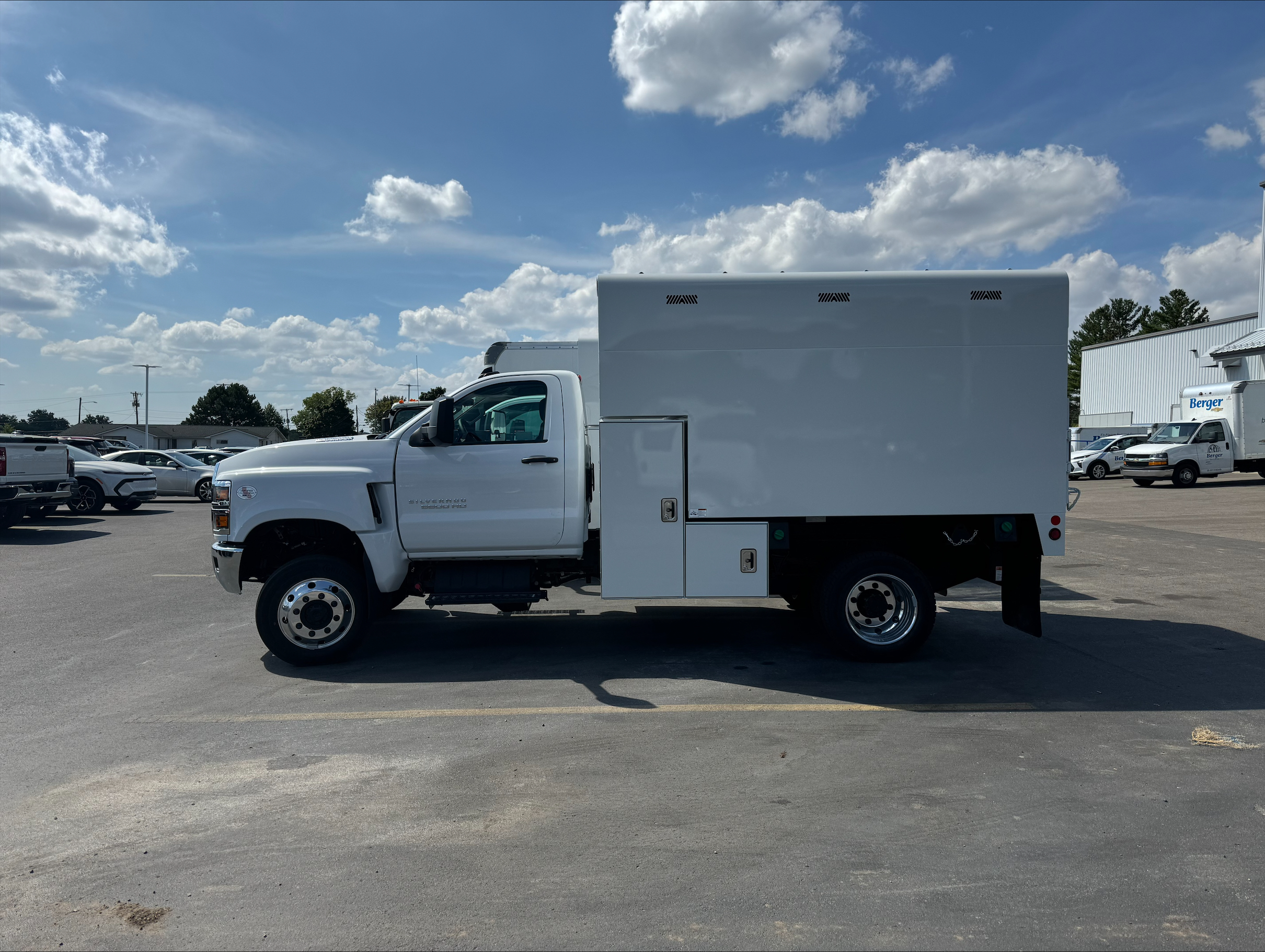 Chevrolet C7500,C6500,SILVERADO 6500HD Chipper Truck For Sale ...
