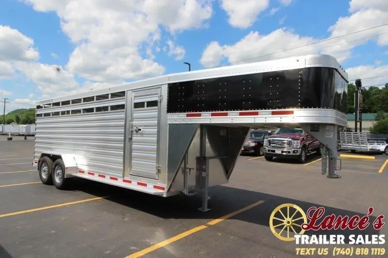 Featherlite 16' Livestock Trailer Equipment For Sale - Featherlite 16 ...