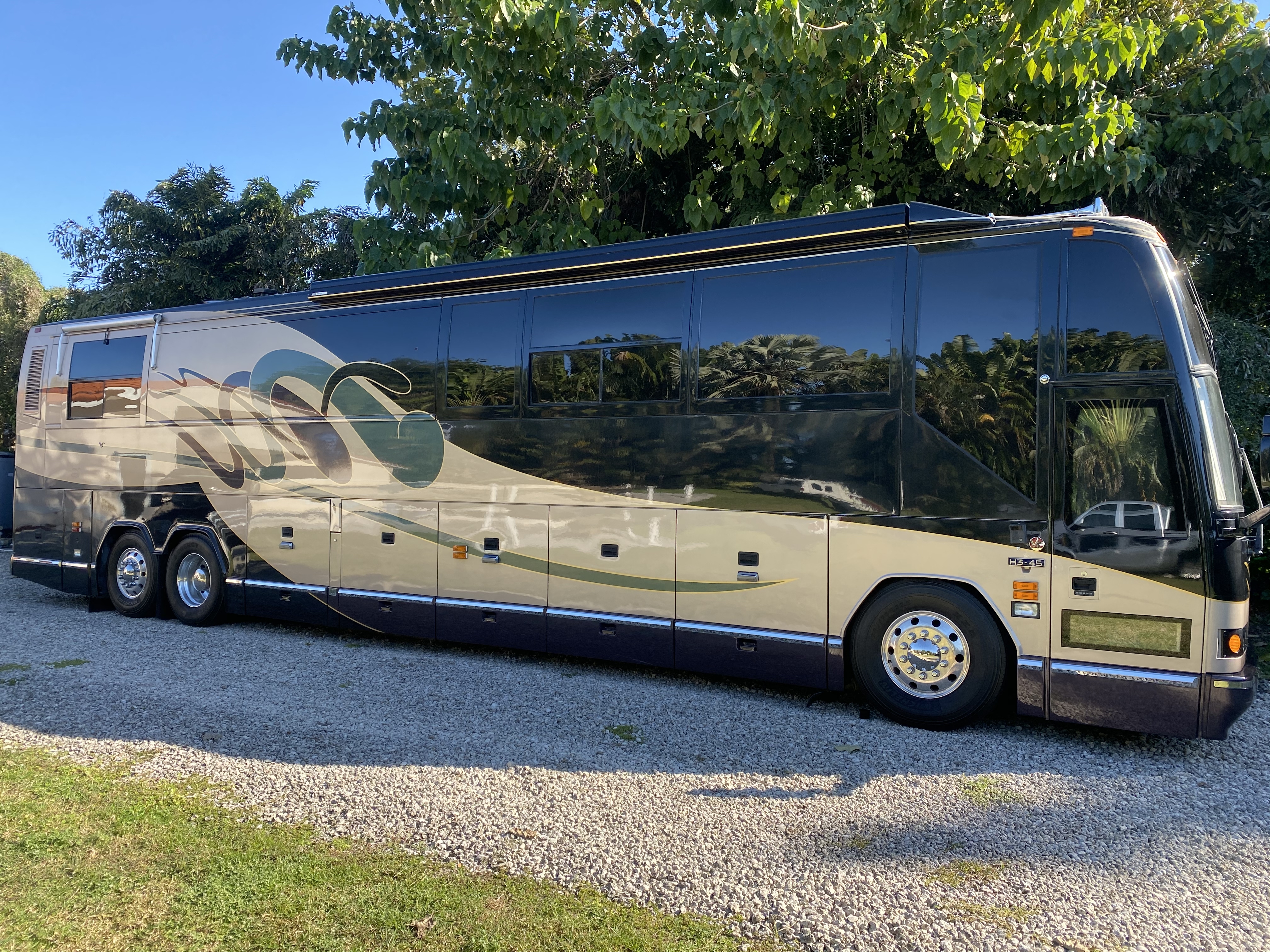 2000 Prevost RVs For Sale - RV Trader