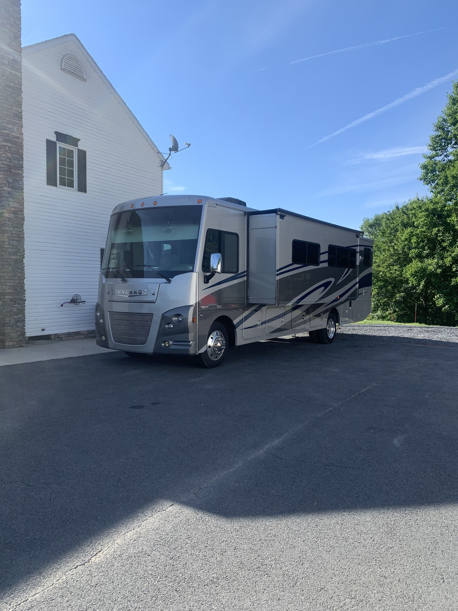 Used 2018 Winnebago Vista in Schuylkill Haven, PA - 5033459661 - RV Trader