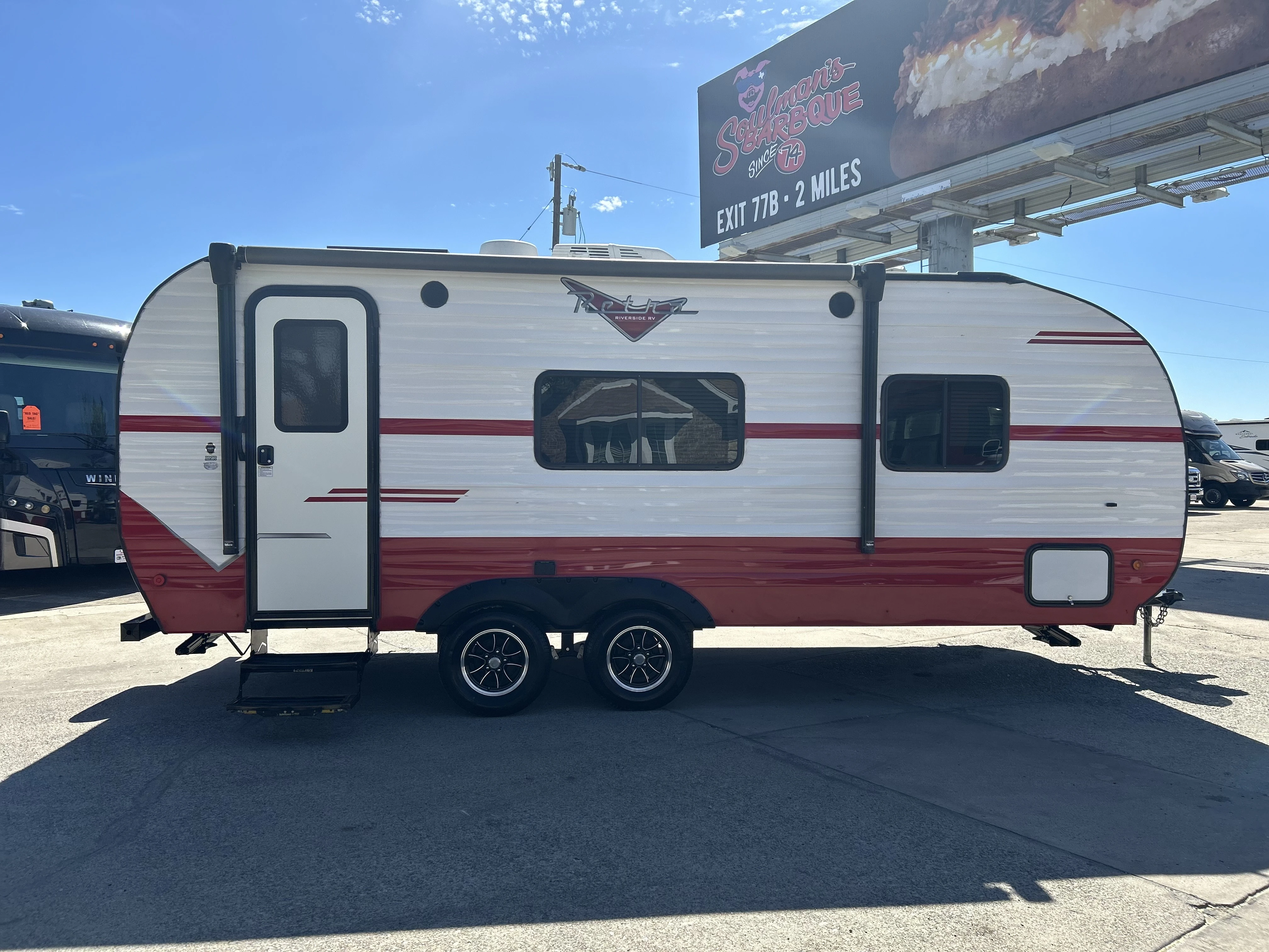189R Retro For Sale - Riverside Rv RVs - RV Trader