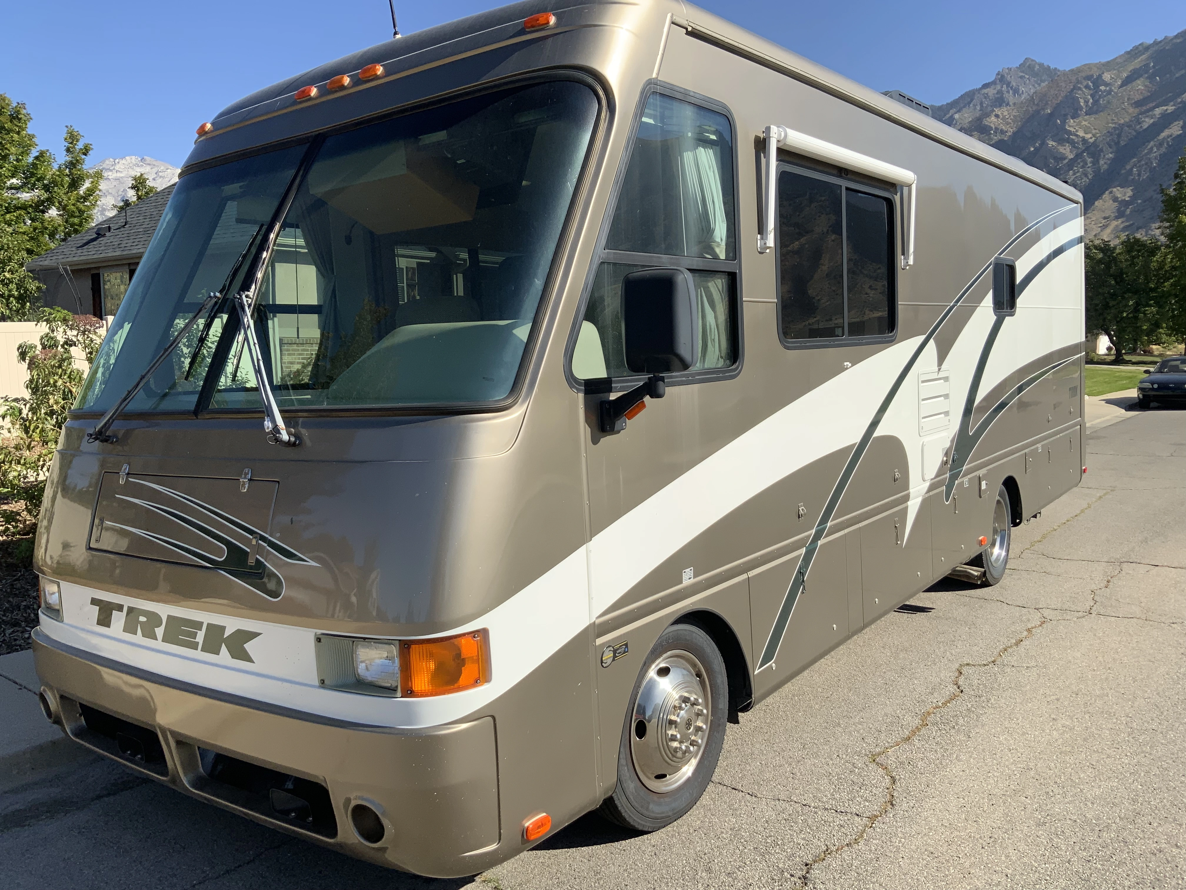 Trek For Sale - Safari RVs - RV Trader