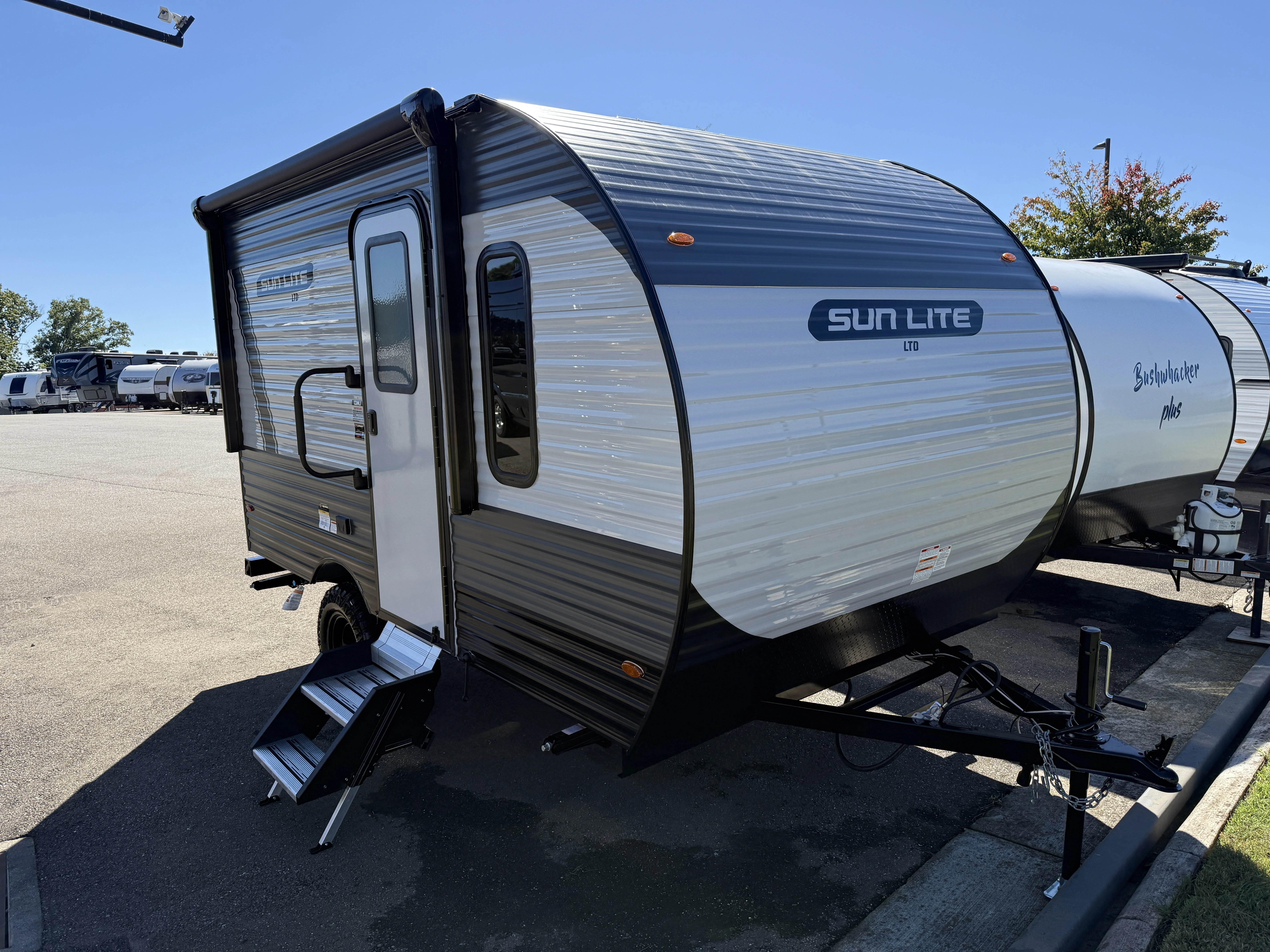 Sunset Park Rv Sunlite Ltd 13MJ Travel Trailer Campers For Sale - RV Trader