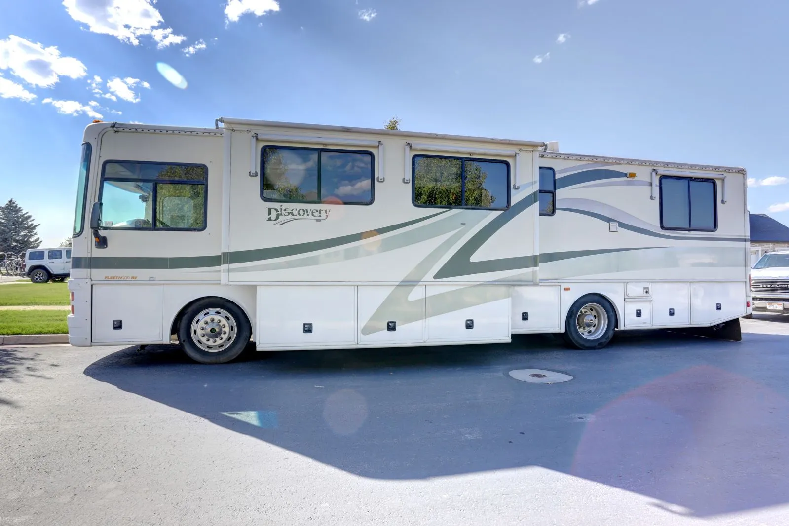 2001 Fleetwood Discovery RVs For Sale - RV Trader