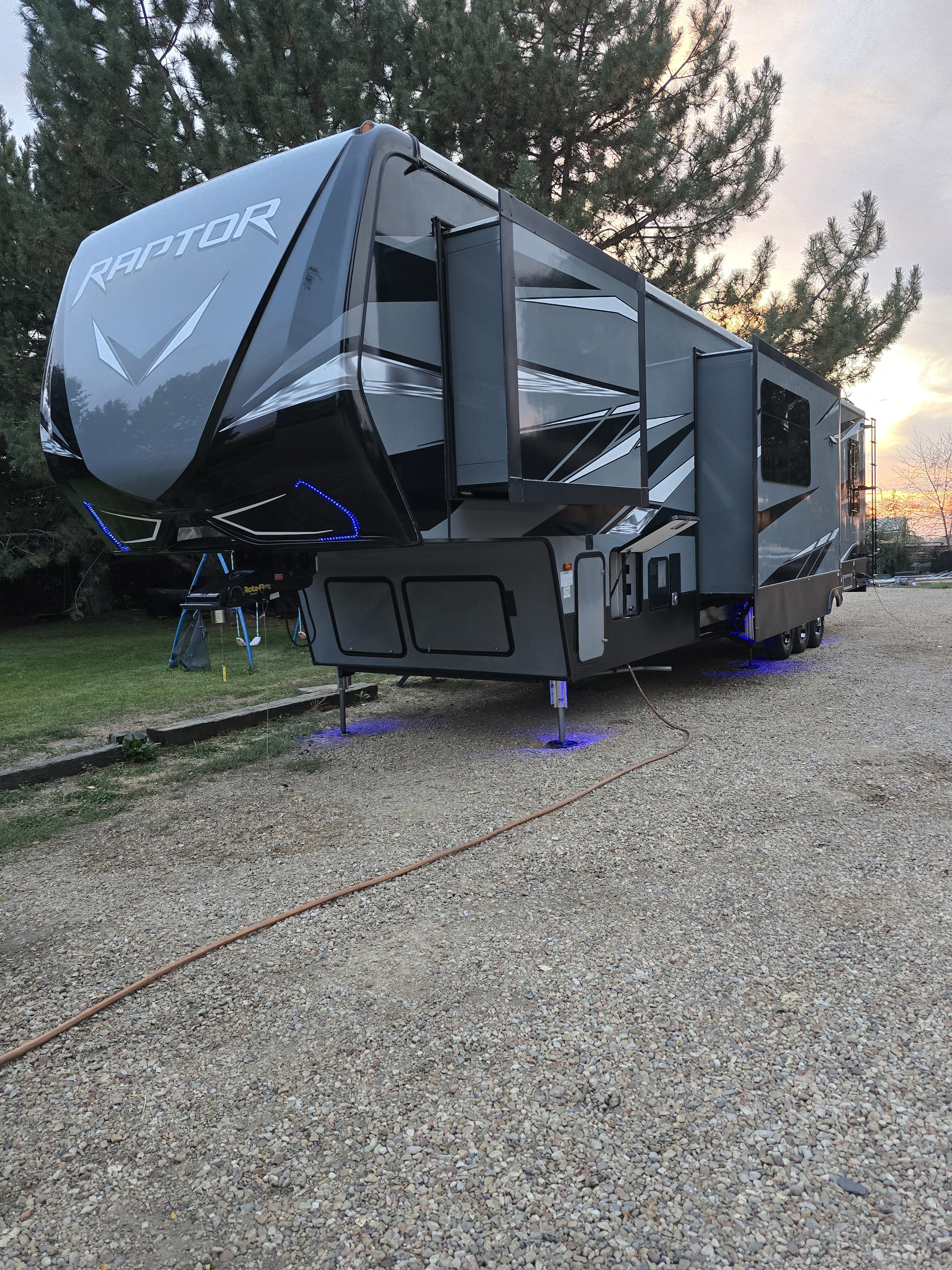 2021 Keystone Raptor 413 Toy Hauler Campers For Sale - RV Trader