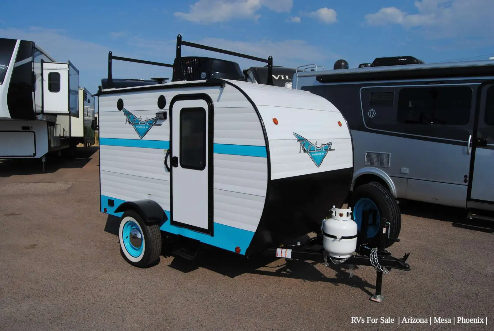 511 Retro For Sale - Riverside Rv Travel Trailer RVs - Travel Trailers ...