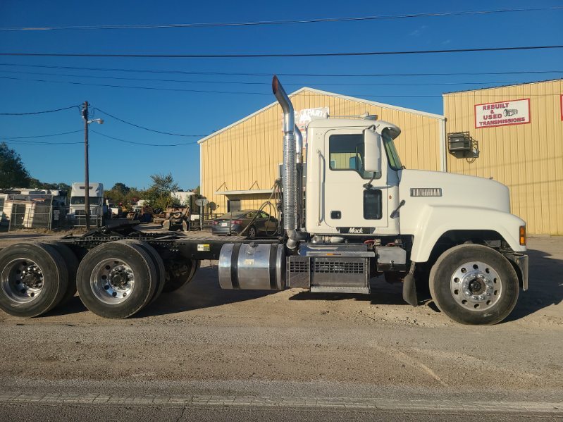 Used 2019 Mack CHU613 For Sale in Dallas, TX - 5033813471 - Commercial ...
