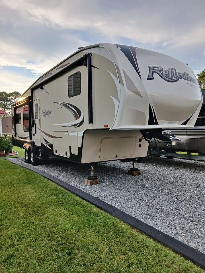 337RLS Reflection For Sale - Grand Design Fifth Wheel RVs - Fifth ...