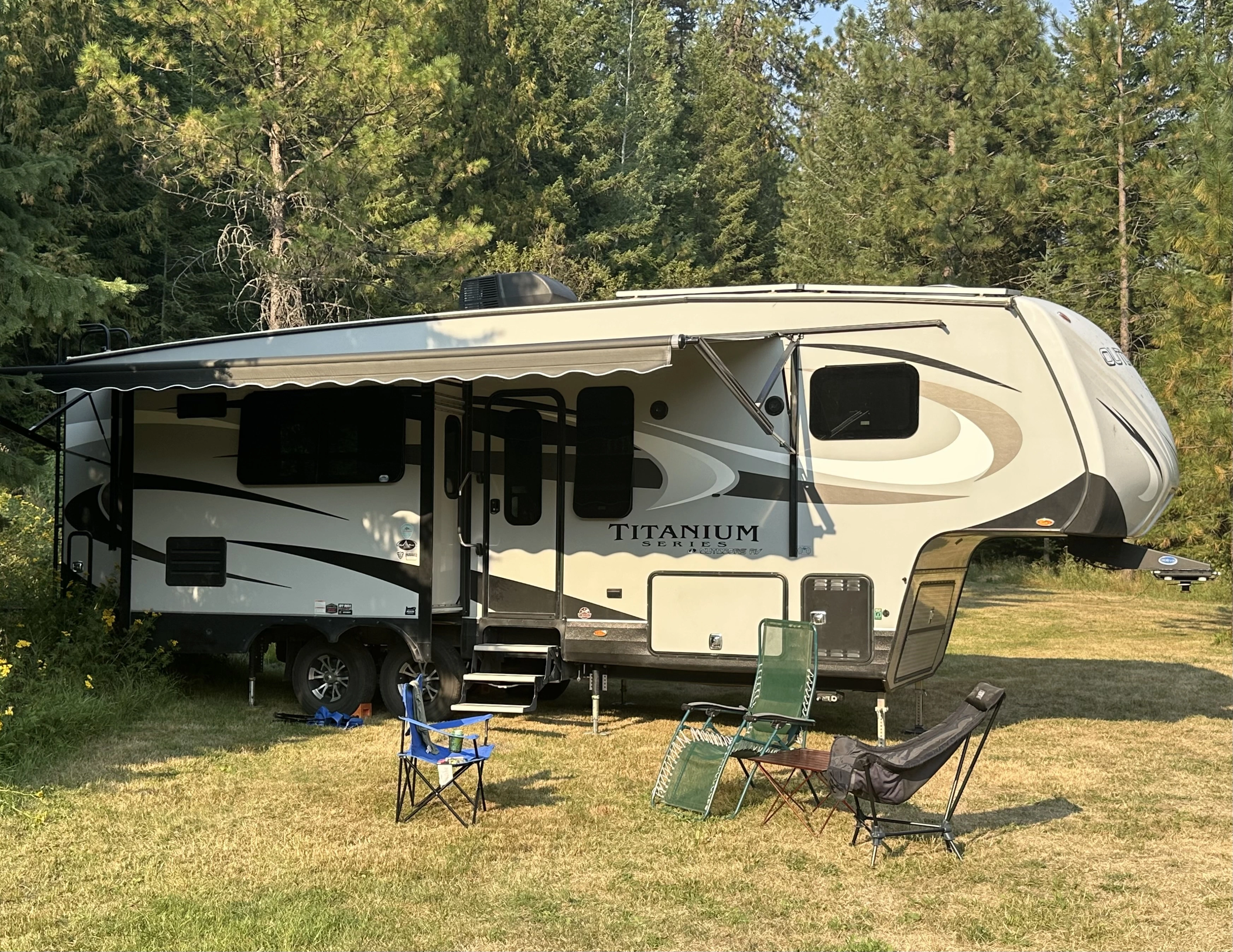 Outdoors Rv Manufacturing Fifth Wheel Campers For Sale - RV Trader