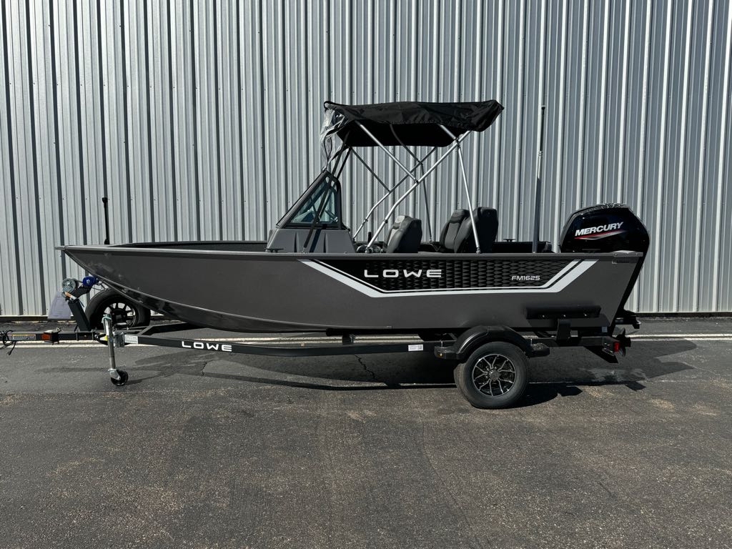 New 2025 Lowe Fishing Machine Side Console Fm 1625 Sc For Sale in ...