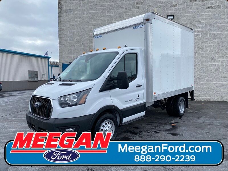 4x4 Box Truck - Straight Truck For Sale - Commercial Truck Trader