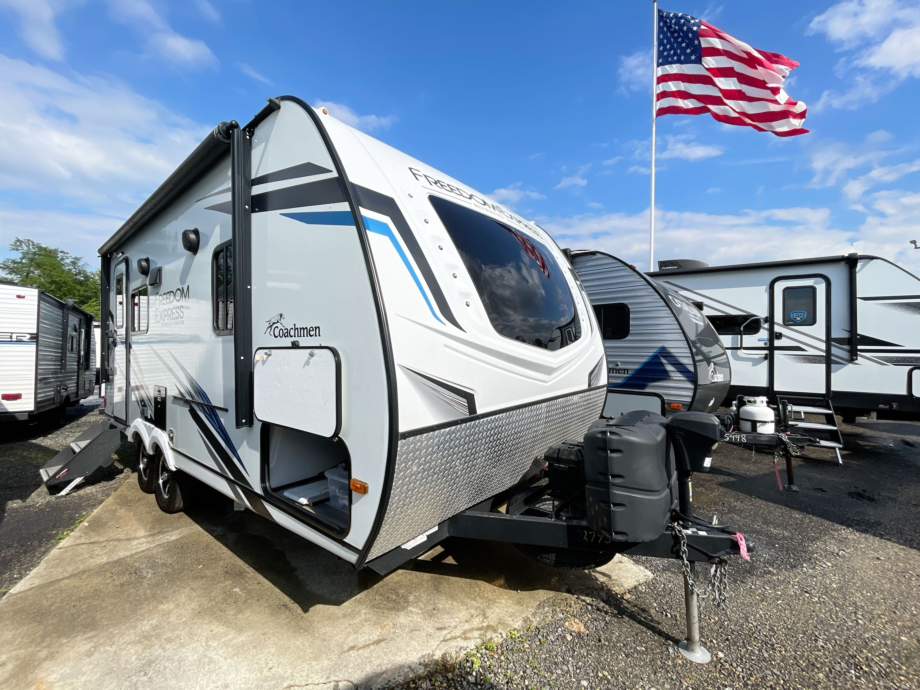 Coachmen Freedom Express Ultra Lite 192RBS RVs For Sale - RV Trader