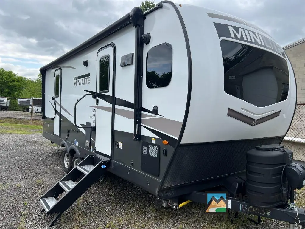 Forest River Rockwood Mini Lite 2516S RVs For Sale - RV Trader