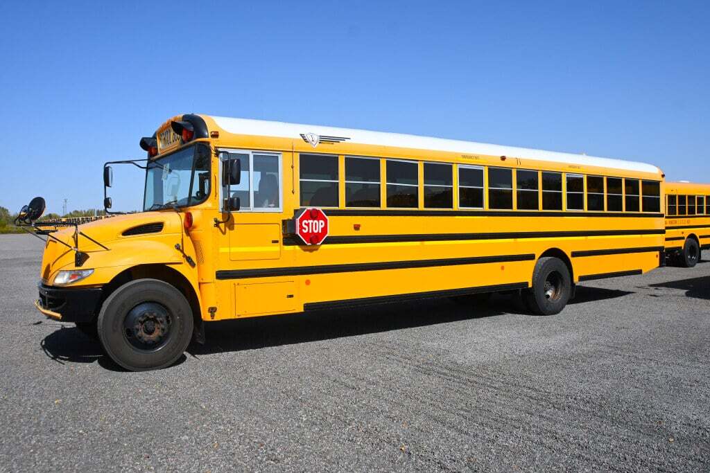Used 2016 Ic Ce For Sale in Kankakee, IL - 5033987816 - Commercial ...