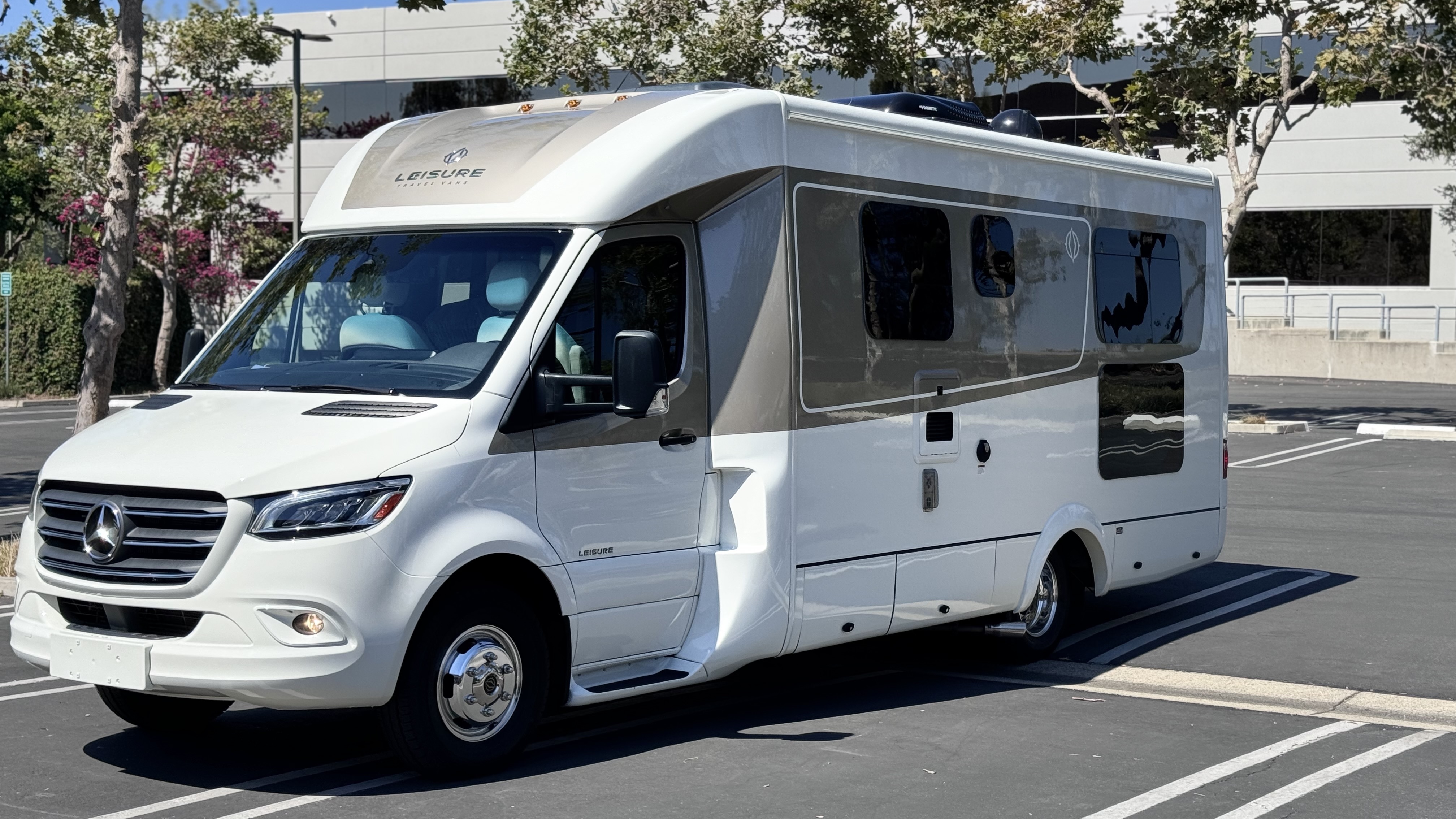 Leisure Travel Unity U24RL RVs For Sale - RV Trader