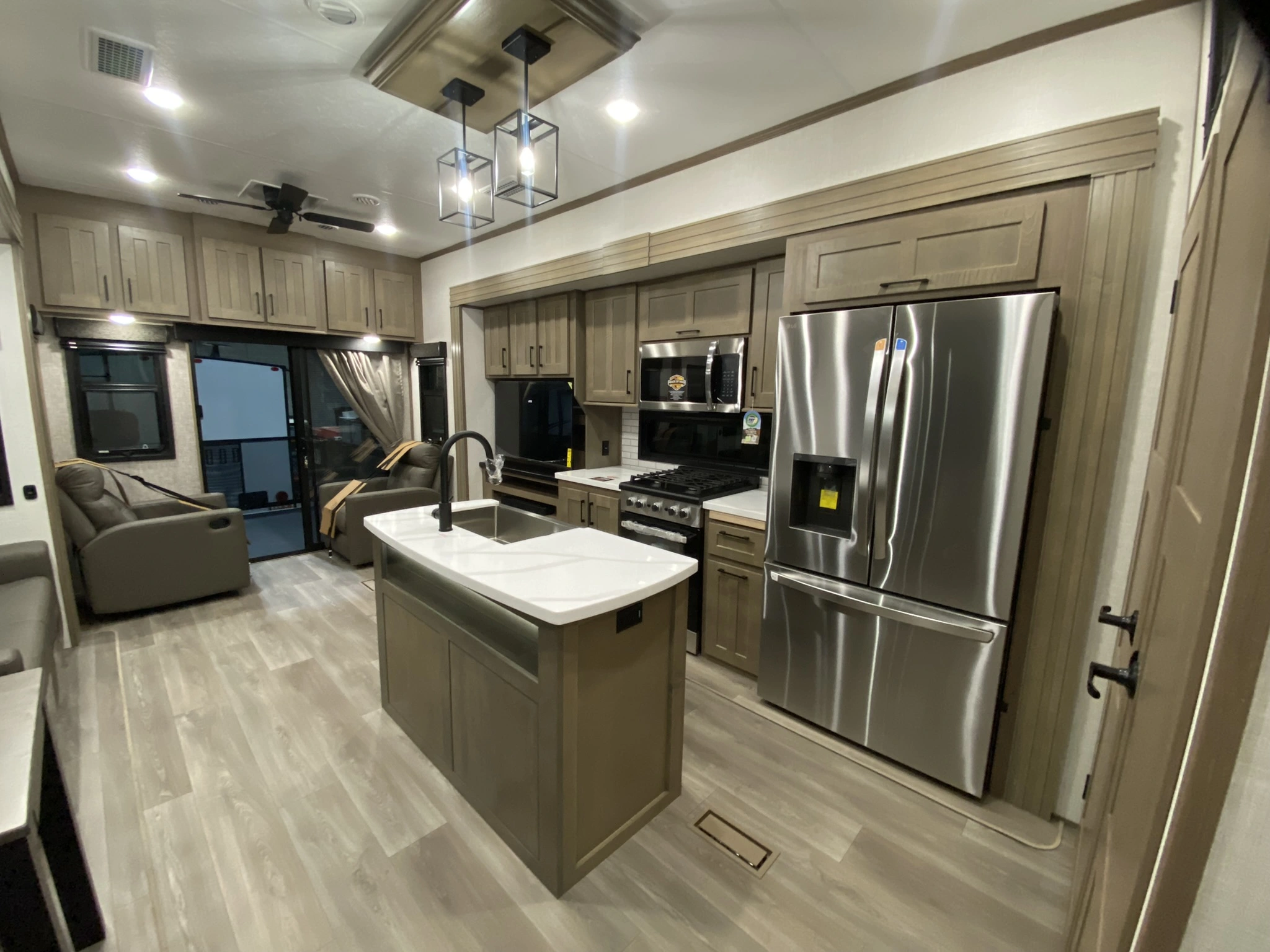 New 2025 K-Z Durango Gold G382MBF RVs For Sale - RV Trader