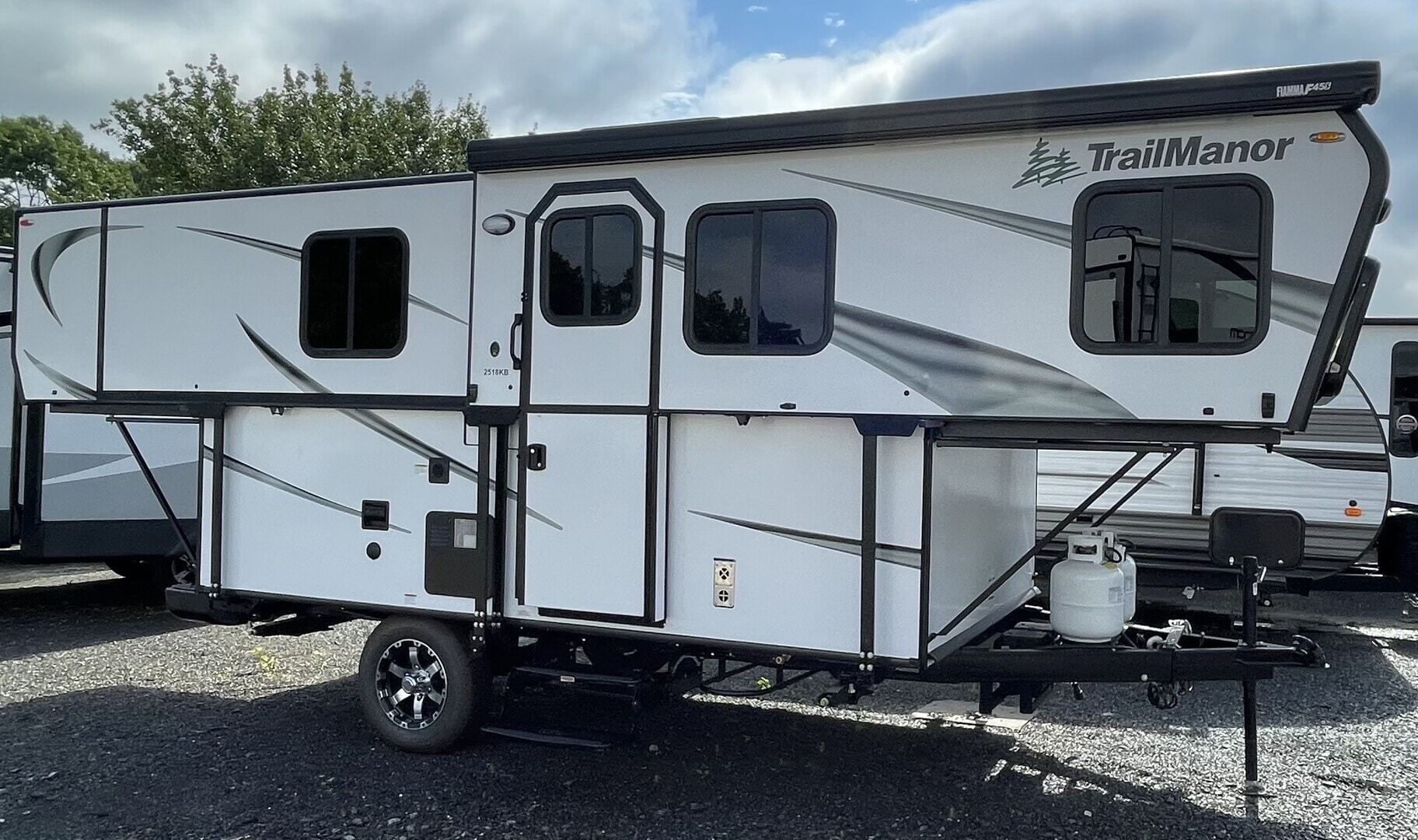 Trailmanor Travel Trailer Campers For Sale - RV Trader