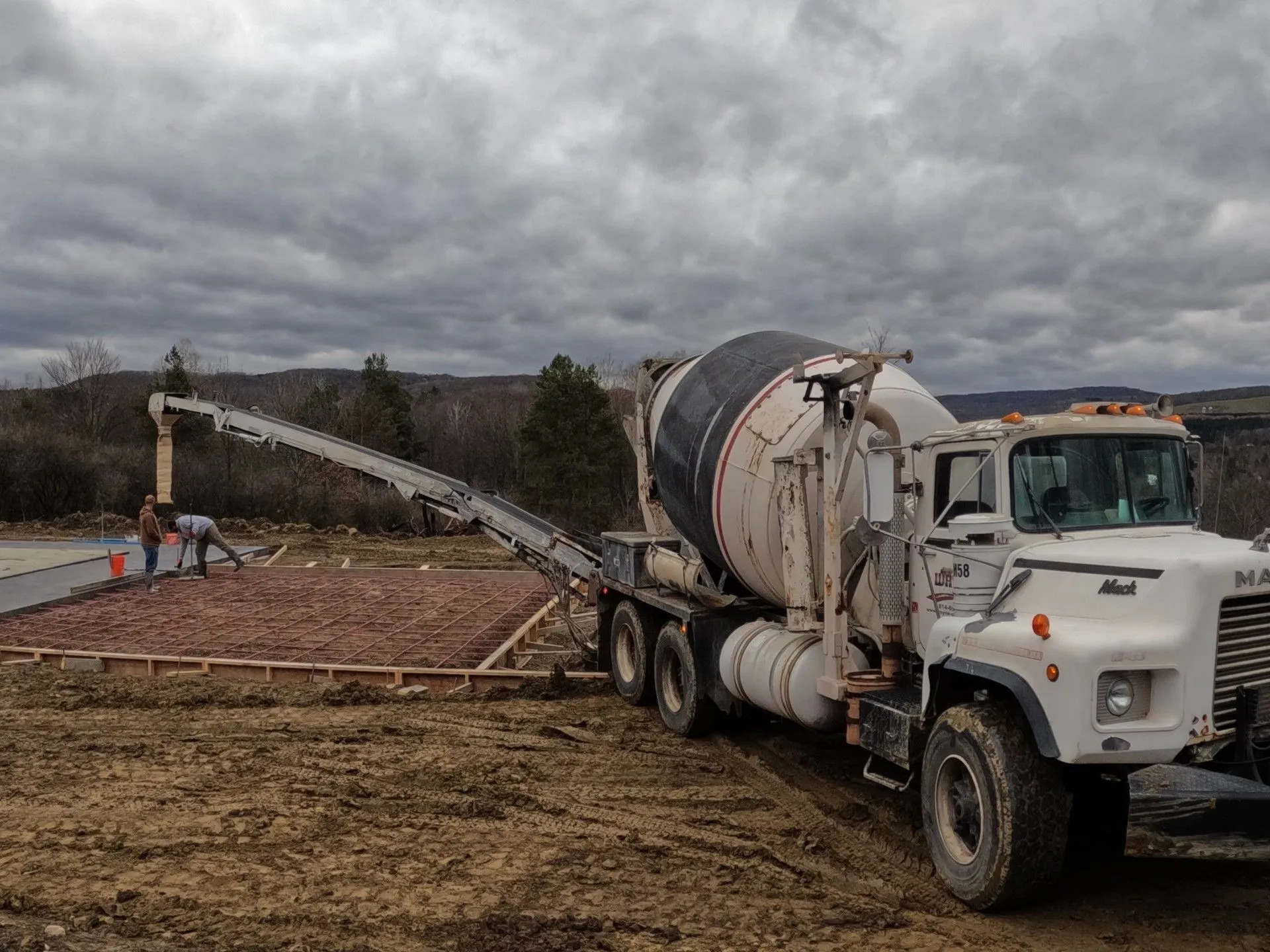 Mack DM690 Dump Trucks For Sale - Mack DM690 Dump Trucks - Equipment Trader