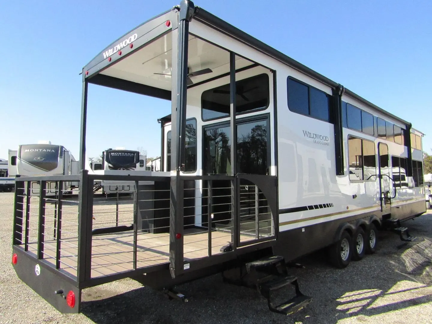 2025 Forest River Wildwood Lodge 42VERANDA RVs For Sale - RV Trader