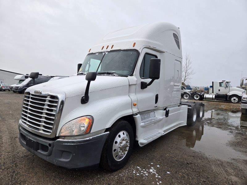 Freightliner Cascadia Trucks For Sale Near Hamilton, OH - Commercial ...