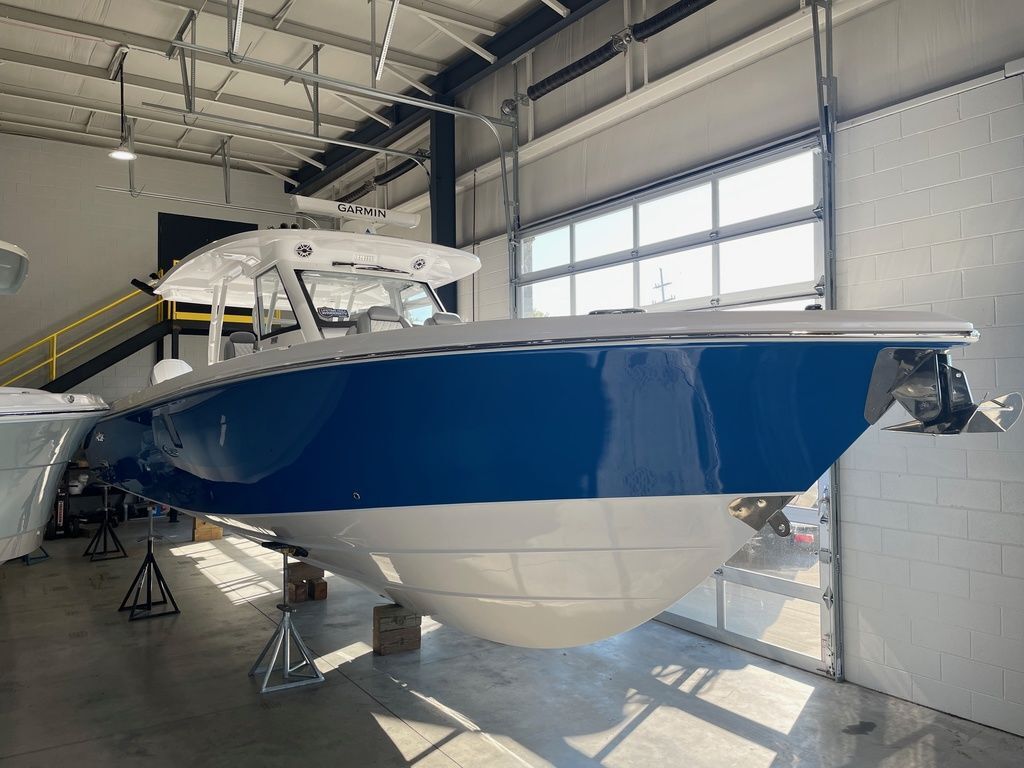 New 2025 Everglades 395CC 395 Cc For Sale in Harrison Township, MI ...