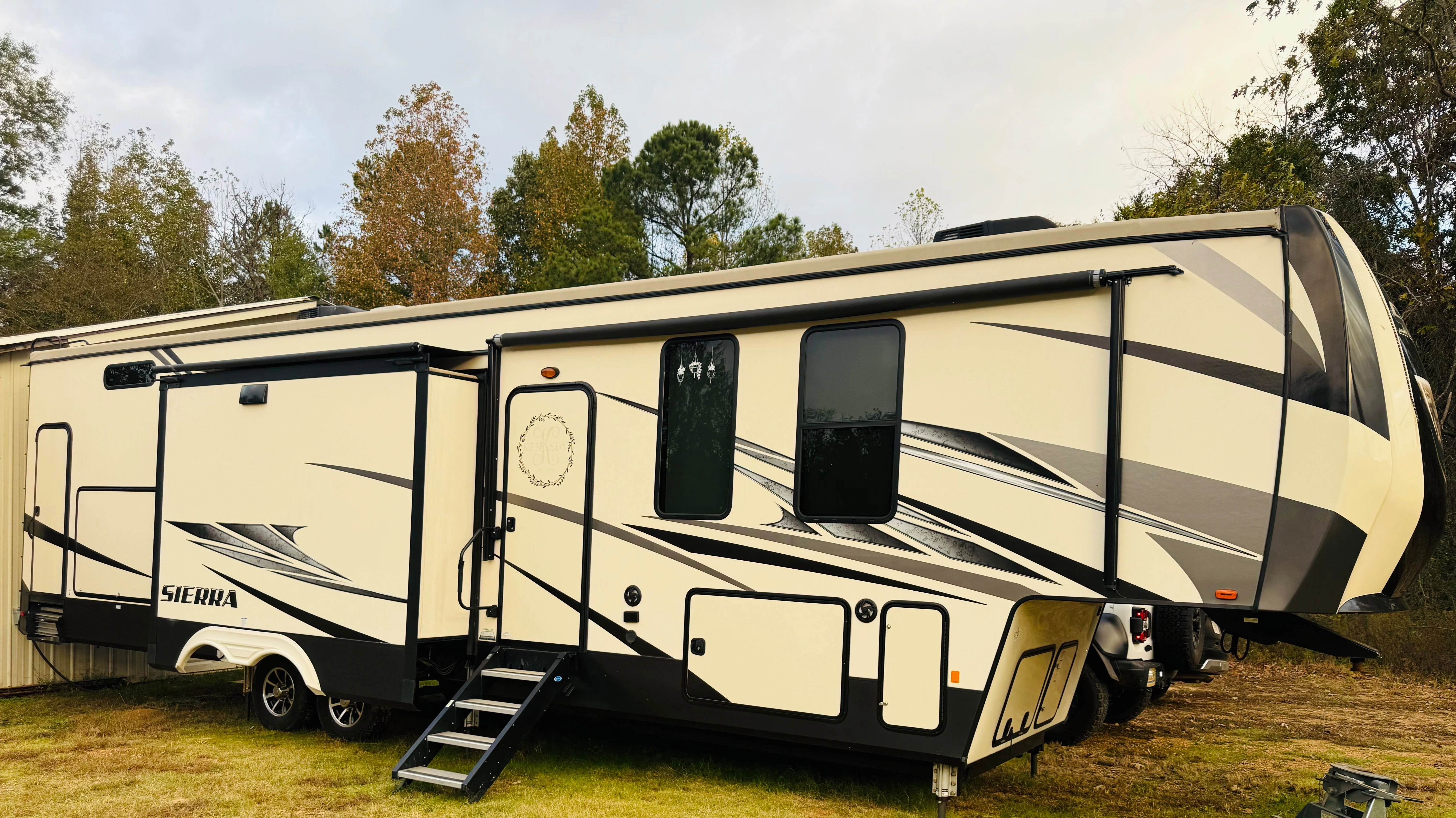 Forest River Sierra Fifth Wheel Campers For Sale - RV Trader