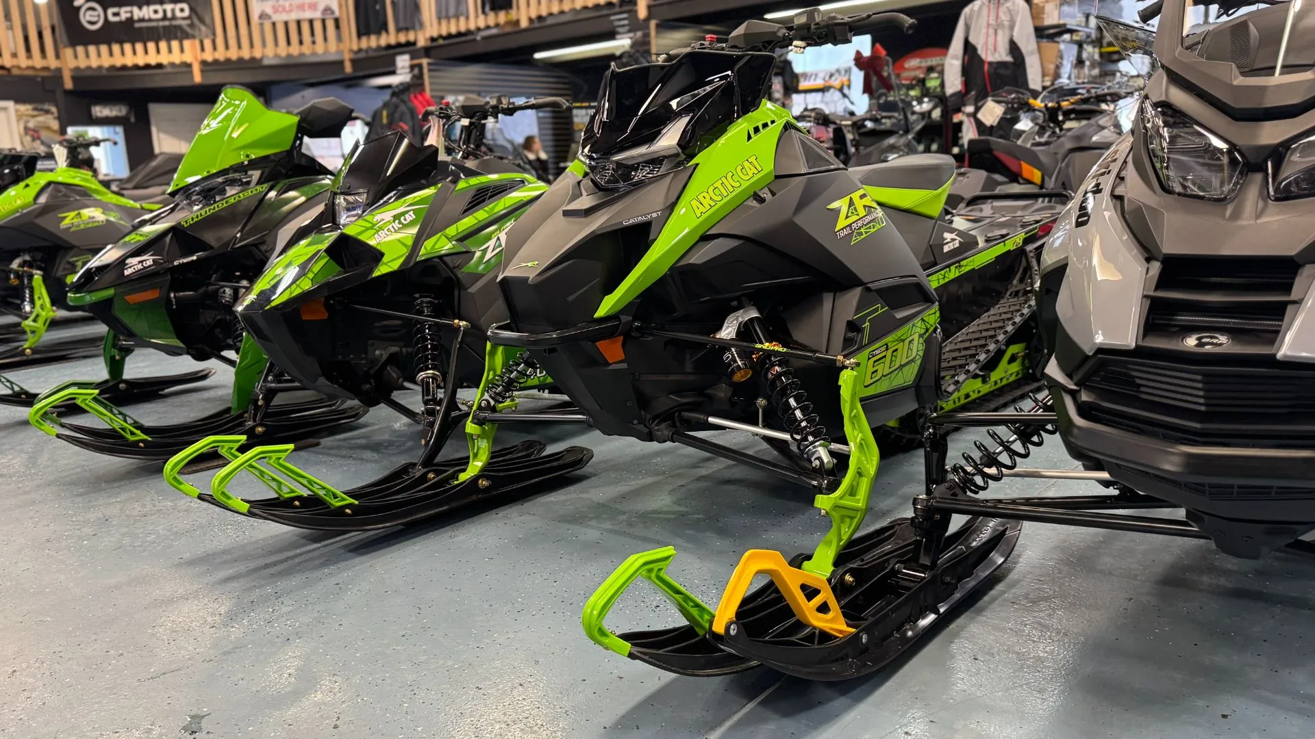 2025 600 Zr For Sale - Arctic Cat Snowmobiles - Snowmobile Trader