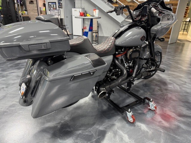 Used 2018 Harley-Davidson Road Glide Cvo Custom Cvo Custom For Sale in ...