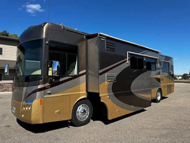 Winnebago Tour Class A RVs For Sale near Litchfield, MN - RV Trader