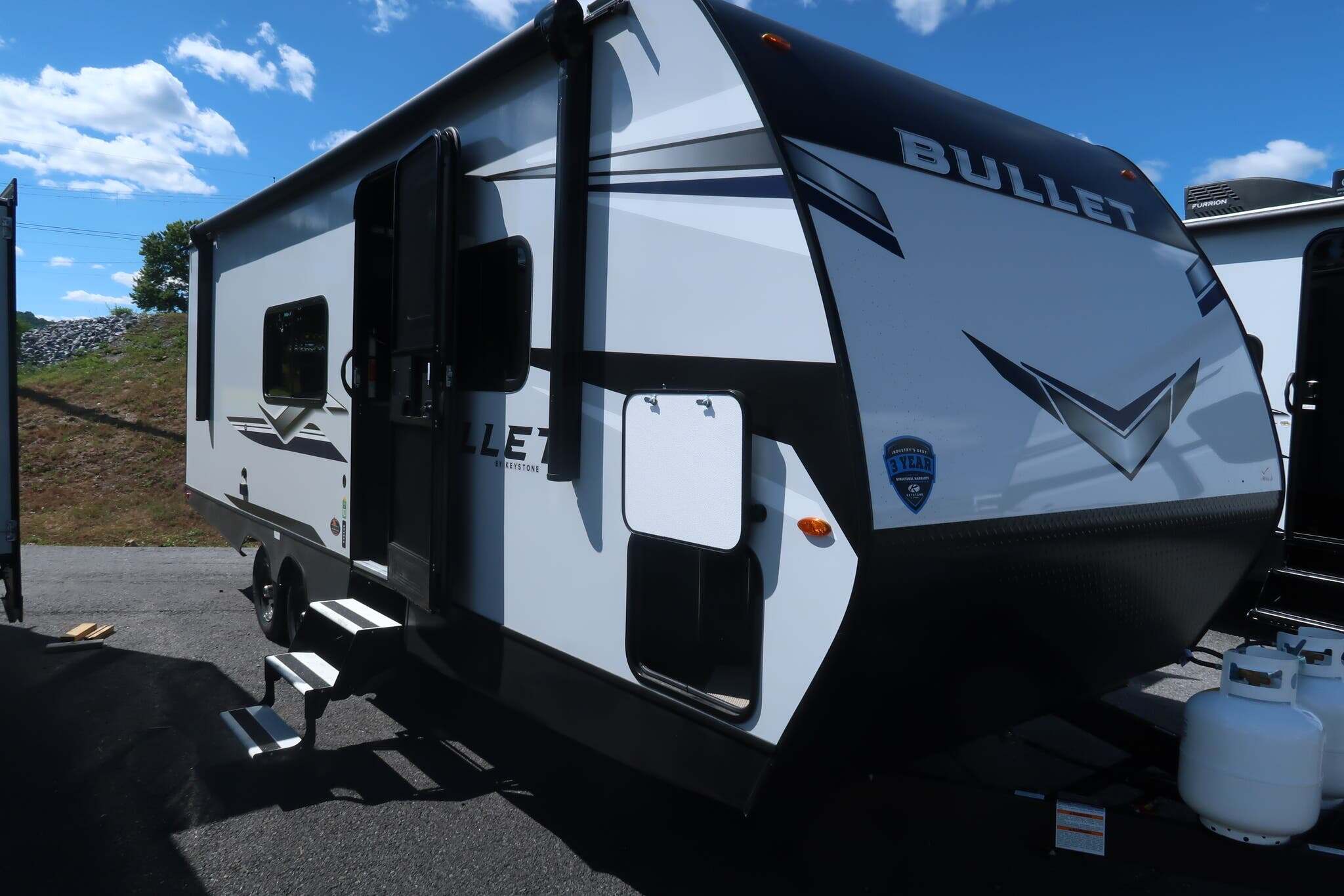 New 2025 Keystone Bullet Classic 2240RK For Sale in Duncansville, PA ...