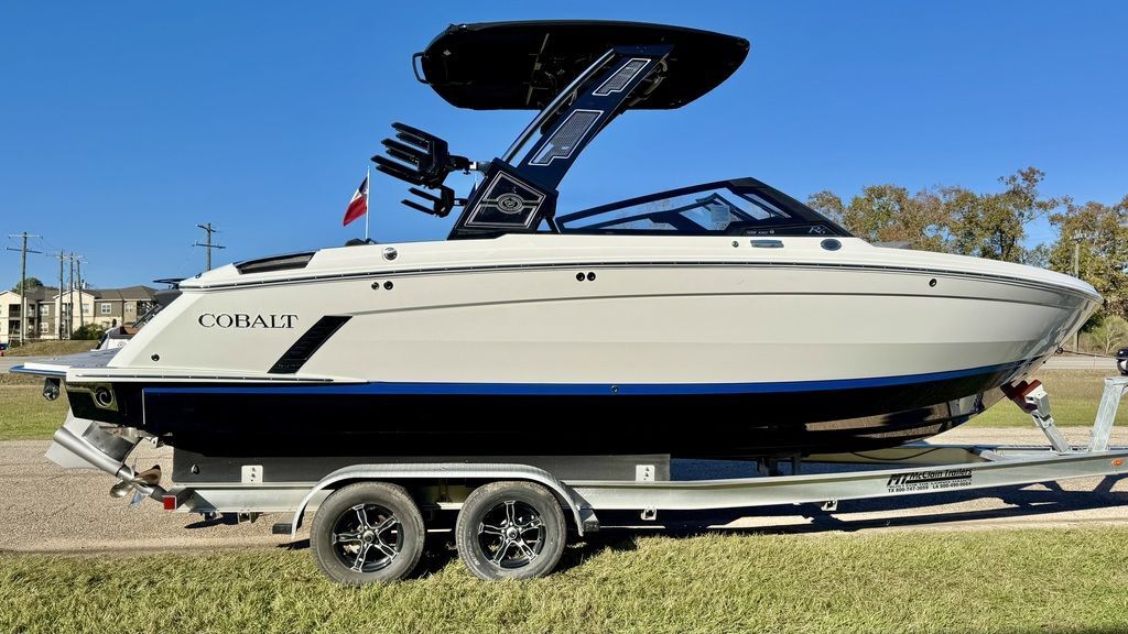 New 2025 Cobalt Boats R6 Surf For Sale in Montgomery, TX - 5034363756 ...