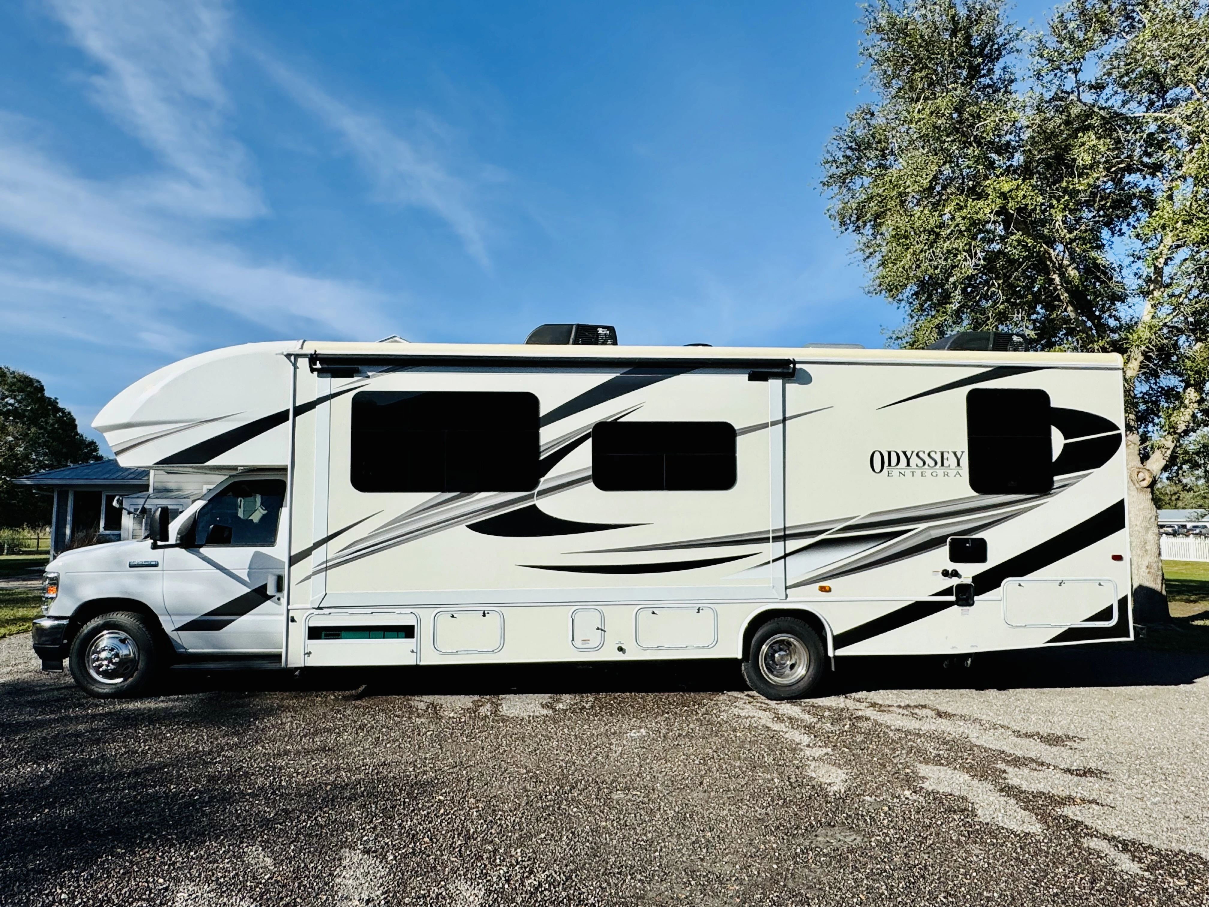 Entegra Coach Odyssey 30Z RVs For Sale - RV Trader