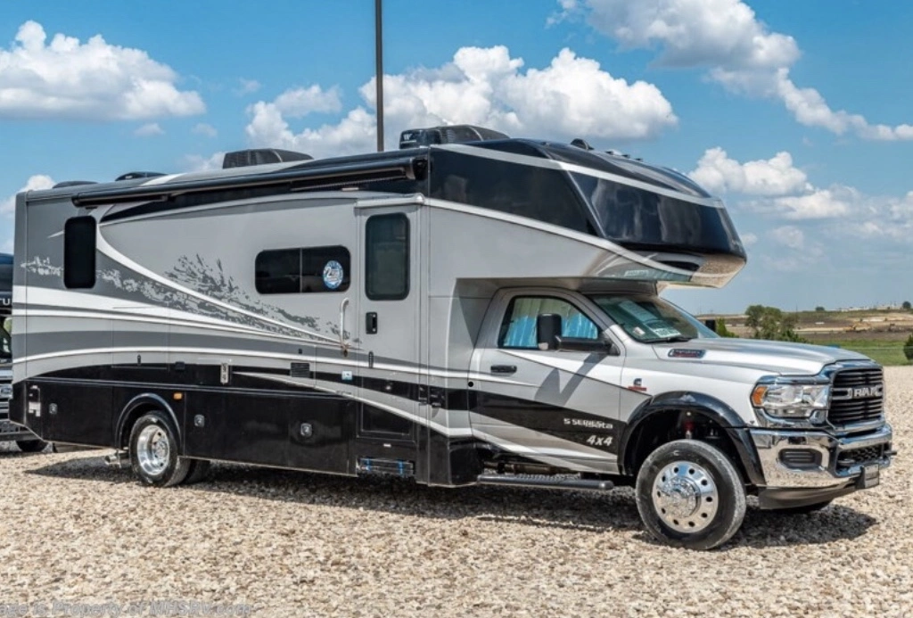 Used Dynamax Corp Isata 5 Series RVs For Sale - RV Trader