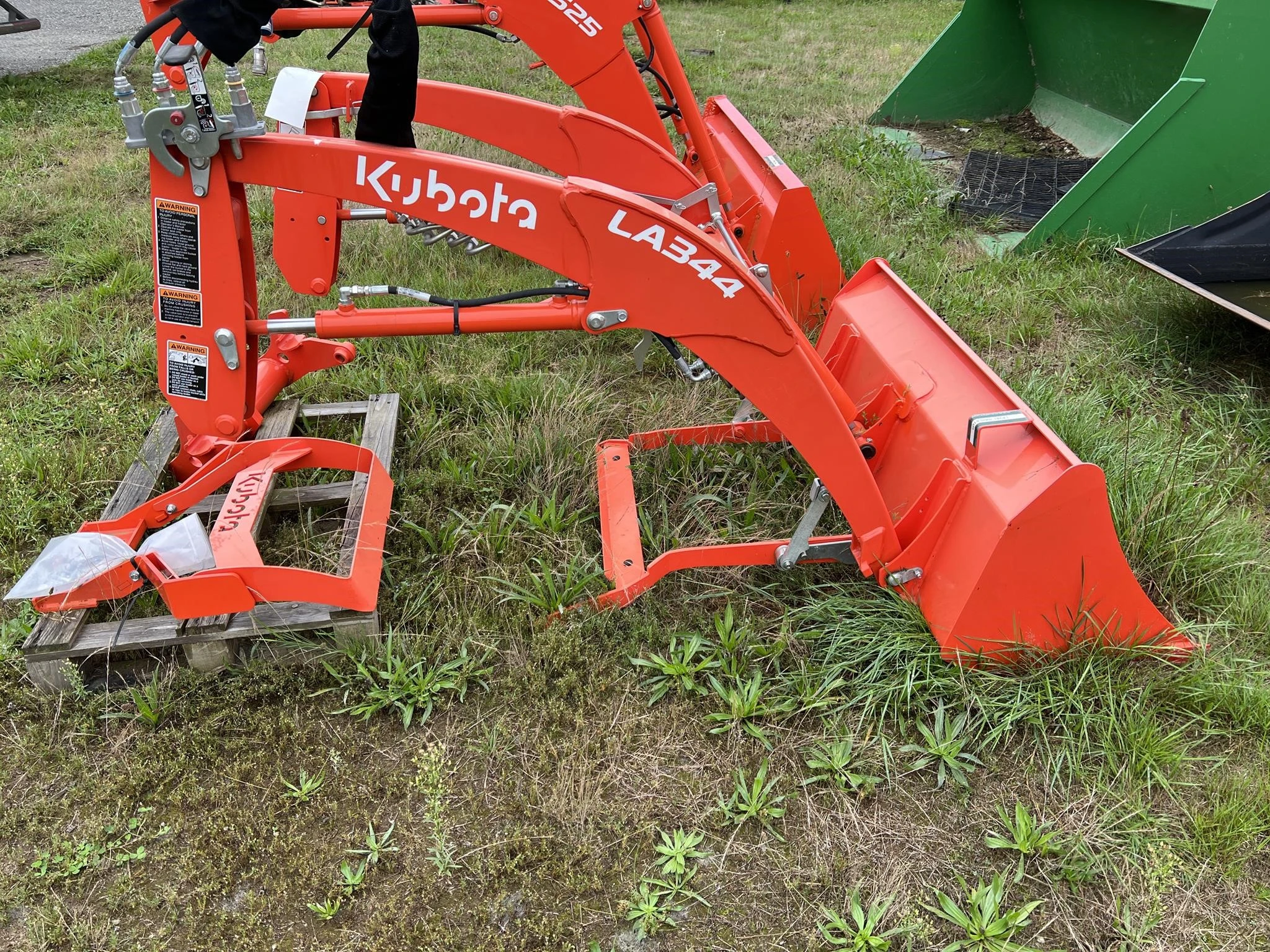 Kubota LA344S Loader Equipment For Sale - Kubota LA344S Loader ...