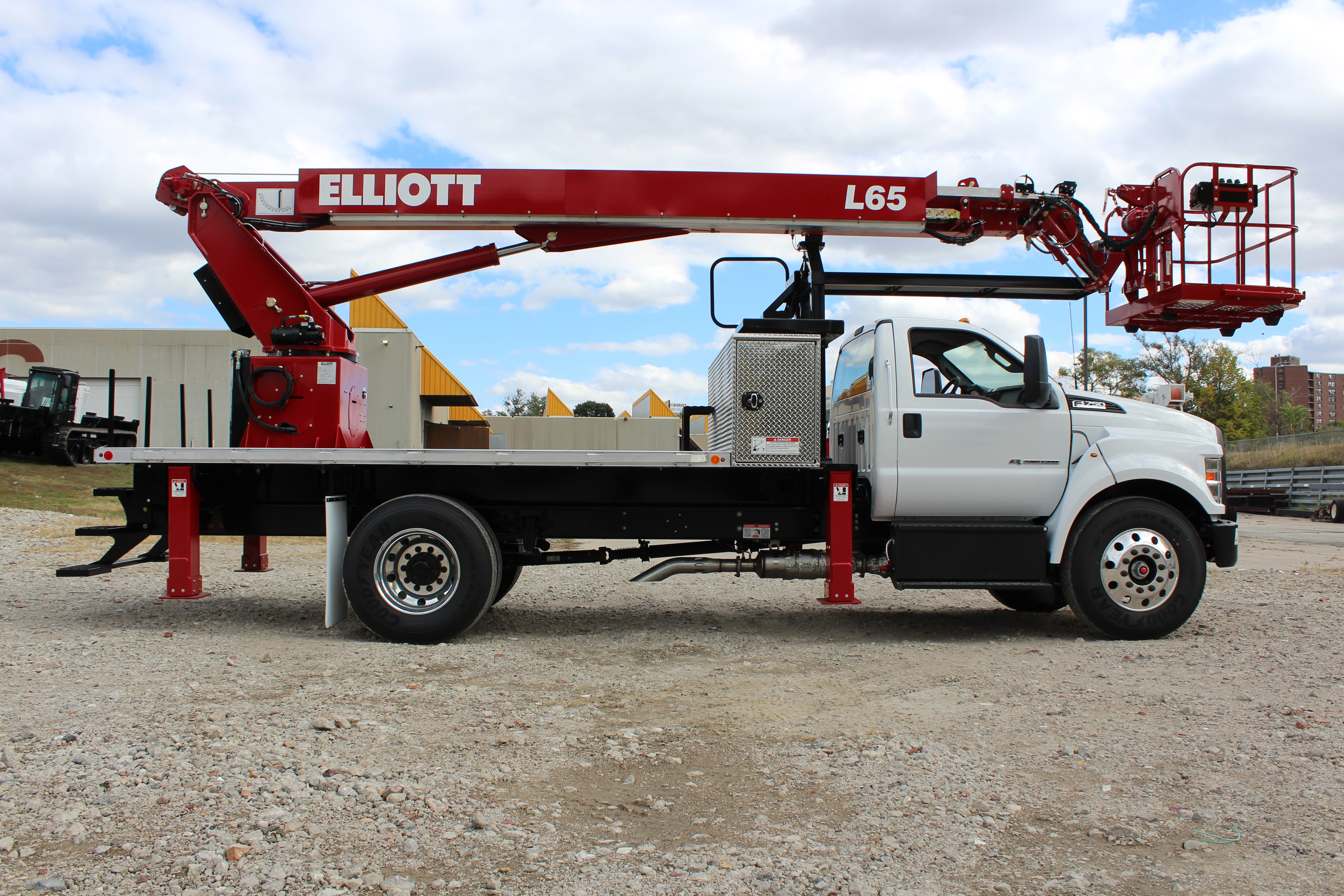 Elliott Trucks For Sale - Commercial Truck Trader